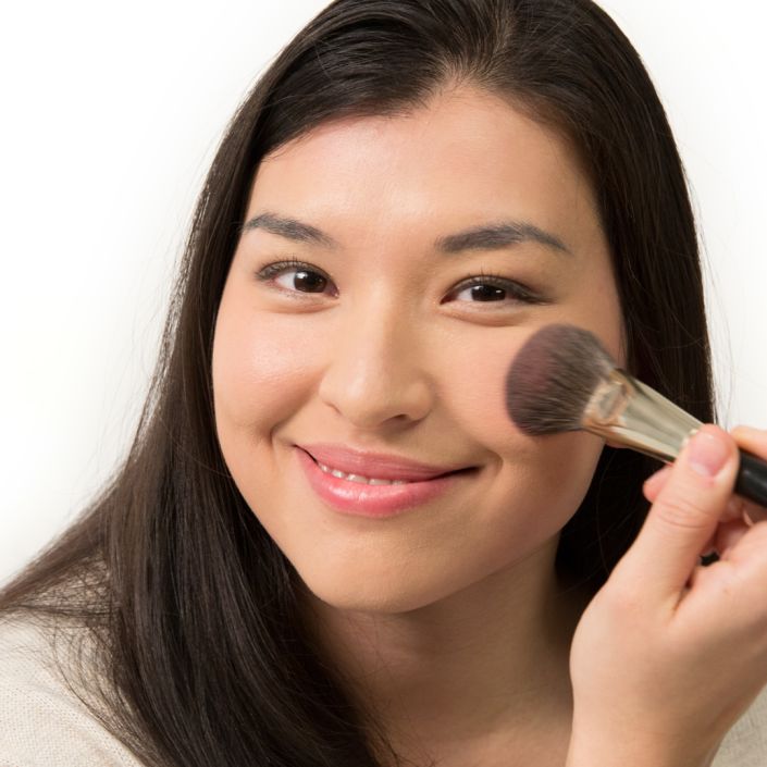 27 Best Blushes of 2020: How to Pick Your Blush Color | Allure