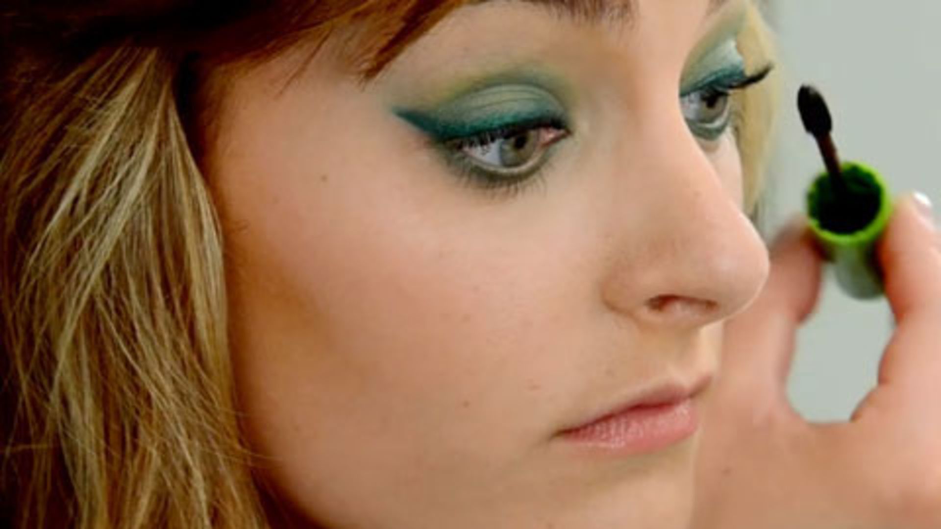 Watch Green Goddess | Beauty 101 | Allure