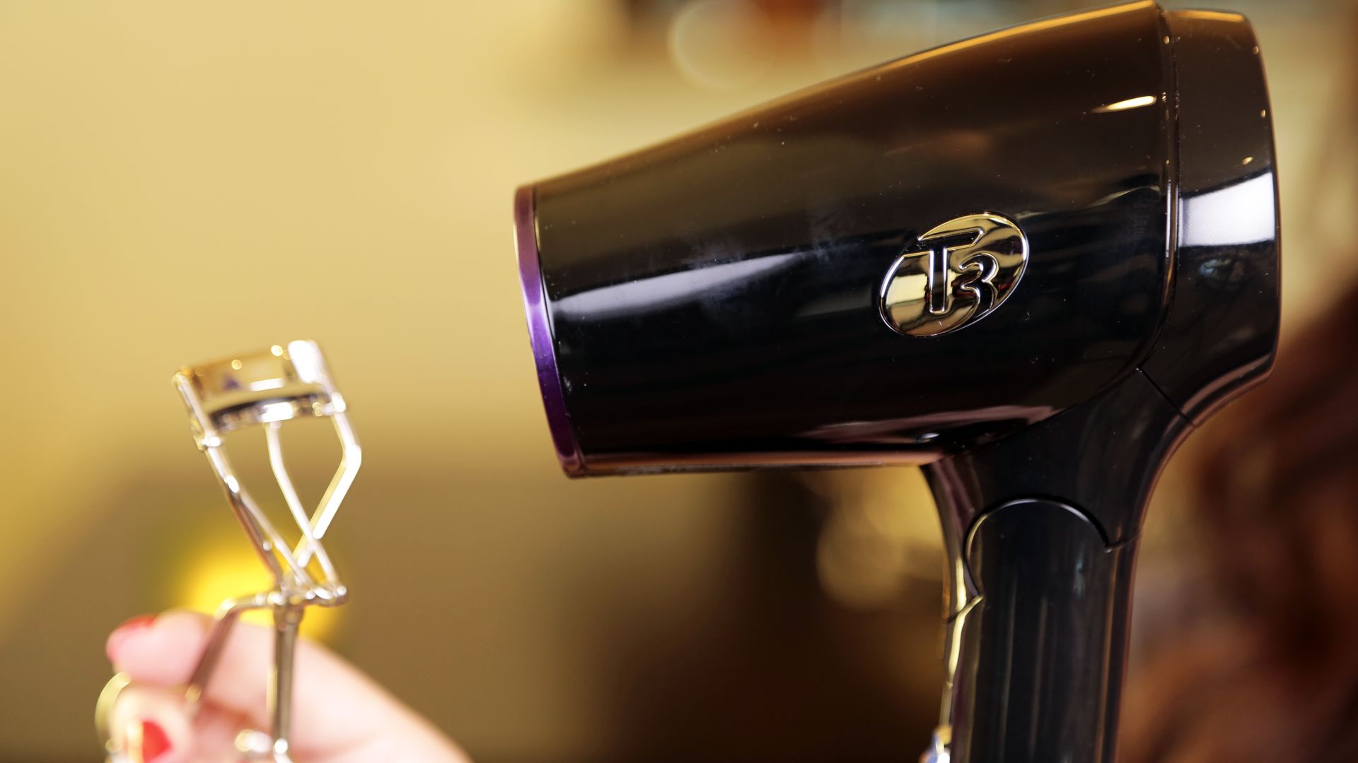 Watch Lock Your Lashes in Place | Allure Insiders | Allure