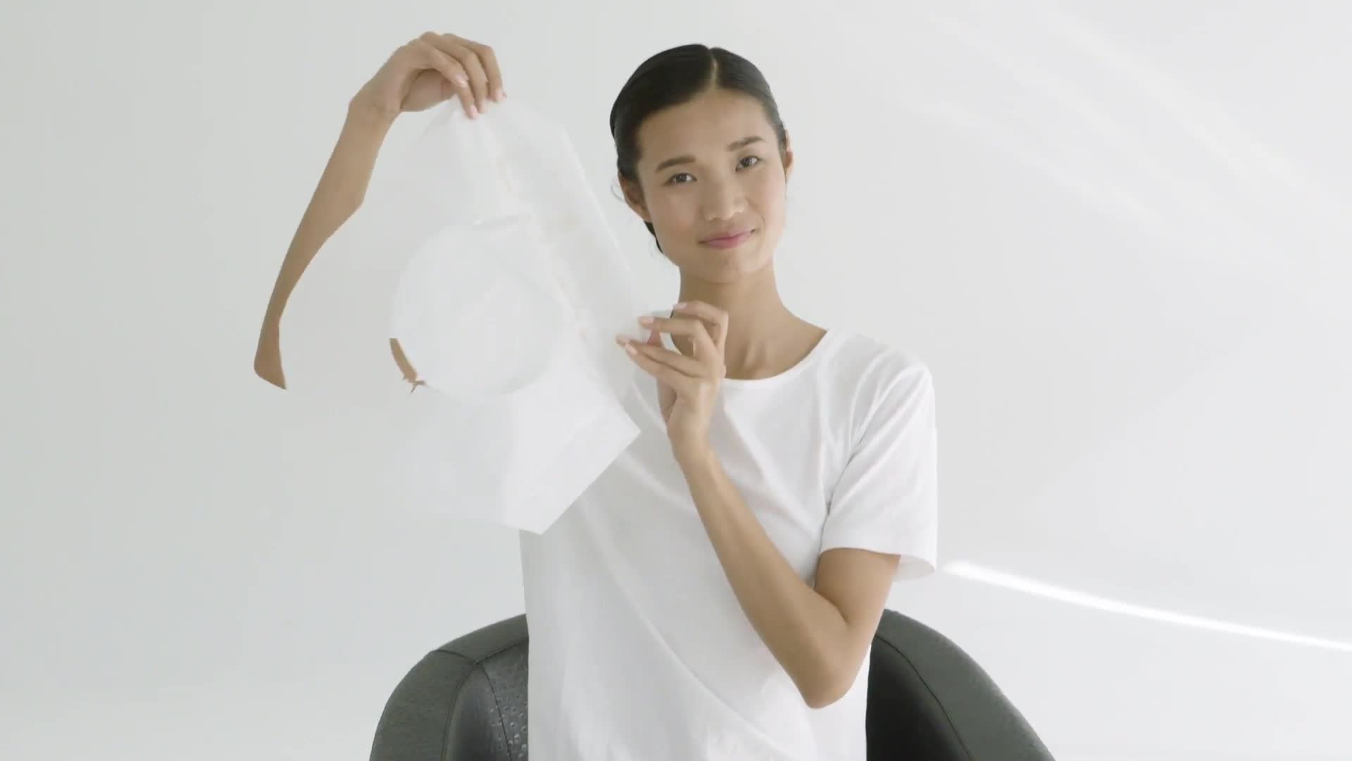 Watch How to Blot Oily Skin With Literally Anything | Beauty Hacks | Allure