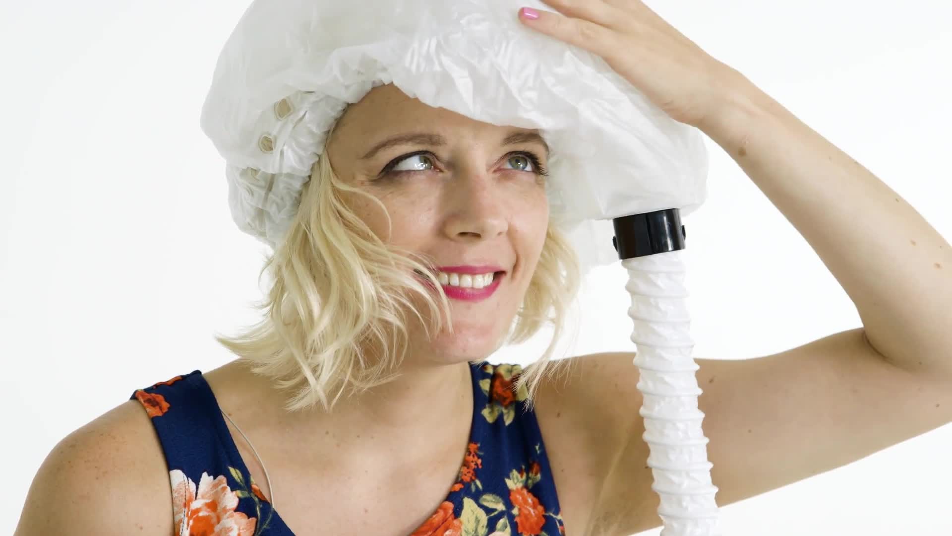 Watch Carly Ann Filbin Reviews Weird Beauty Products | Comedians Review ...