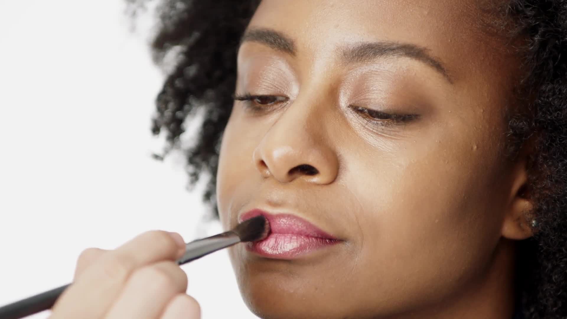 Watch 4 Ways to Wear Metallic Makeup | Allure