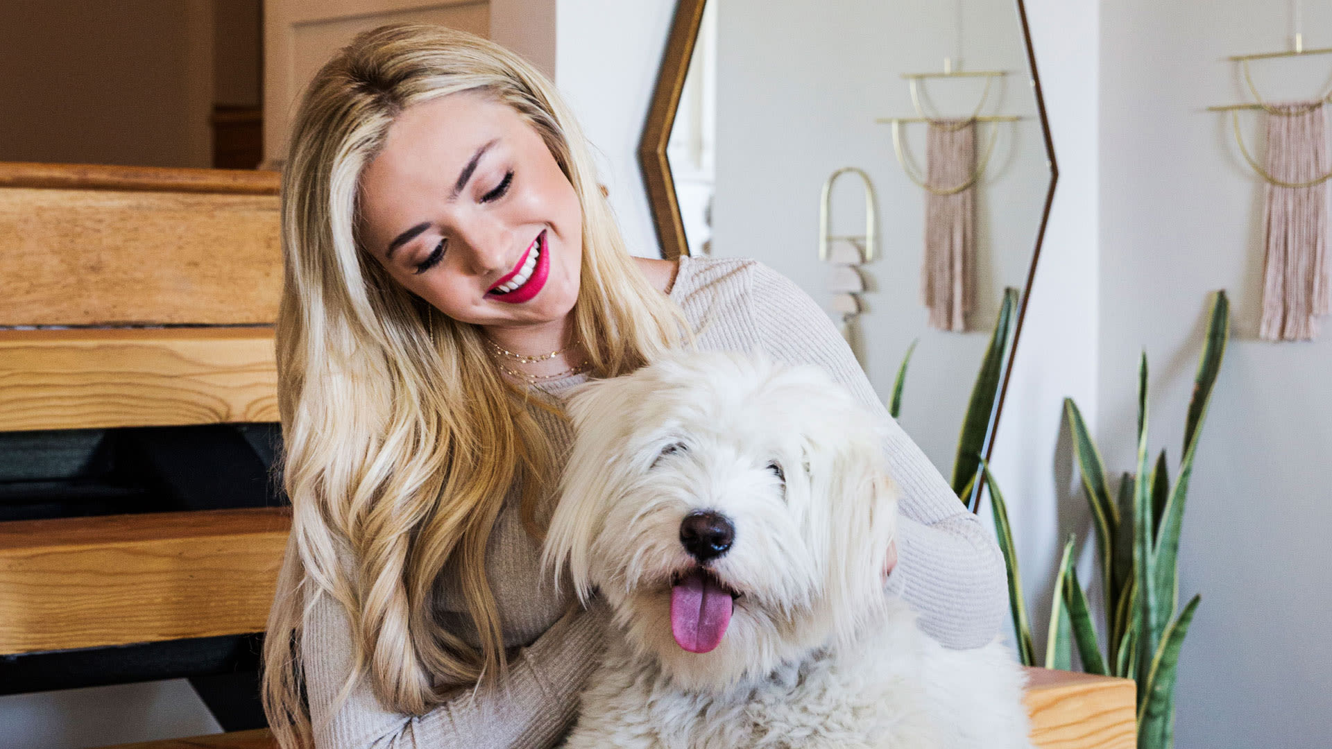 Watch Disney Star Peyton List Shows Off Her First Ever Home | Celebrity ...