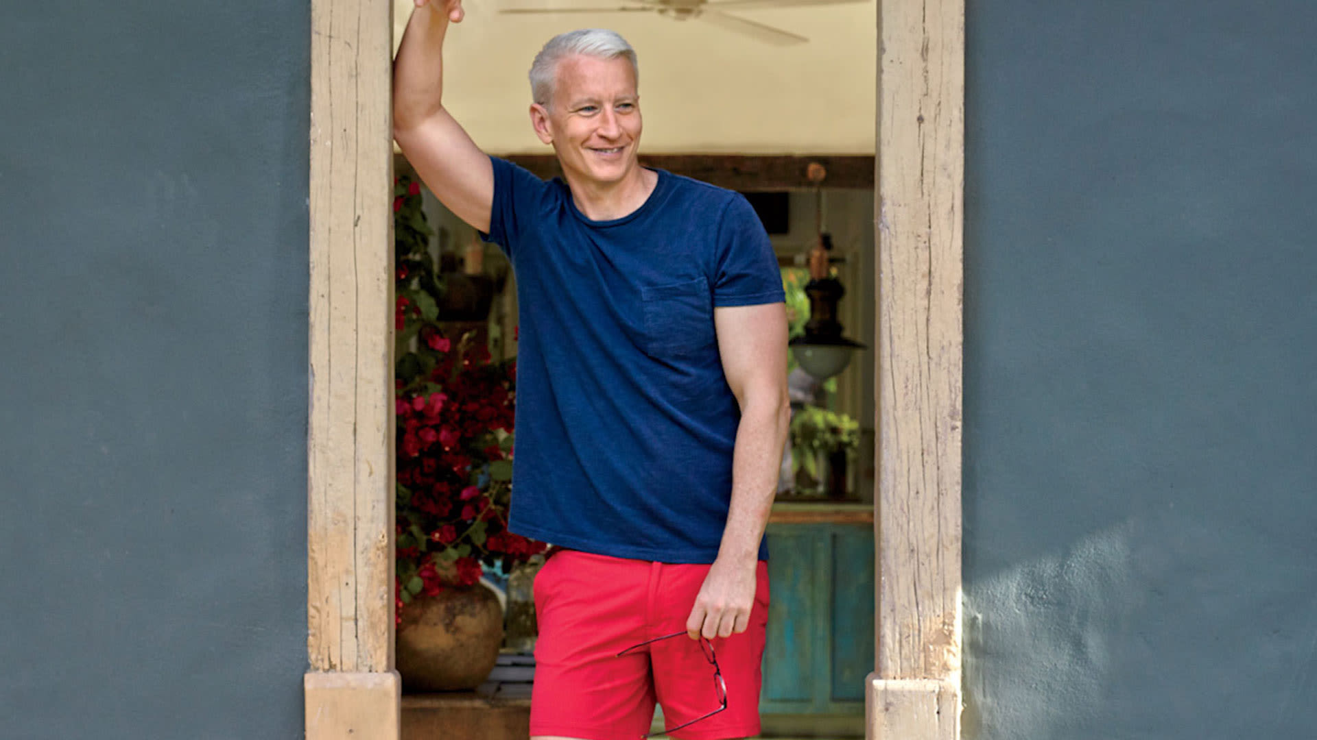 Watch Anderson Cooper’s Envy-Inspiring Brazilian Beach House ...