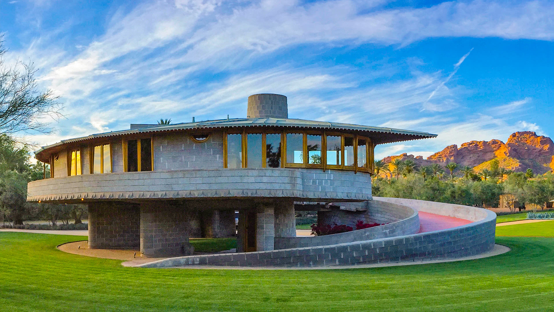 Watch Inside The Home Frank Lloyd Wright Designed For His Son | Unique Spaces | Architectural Digest