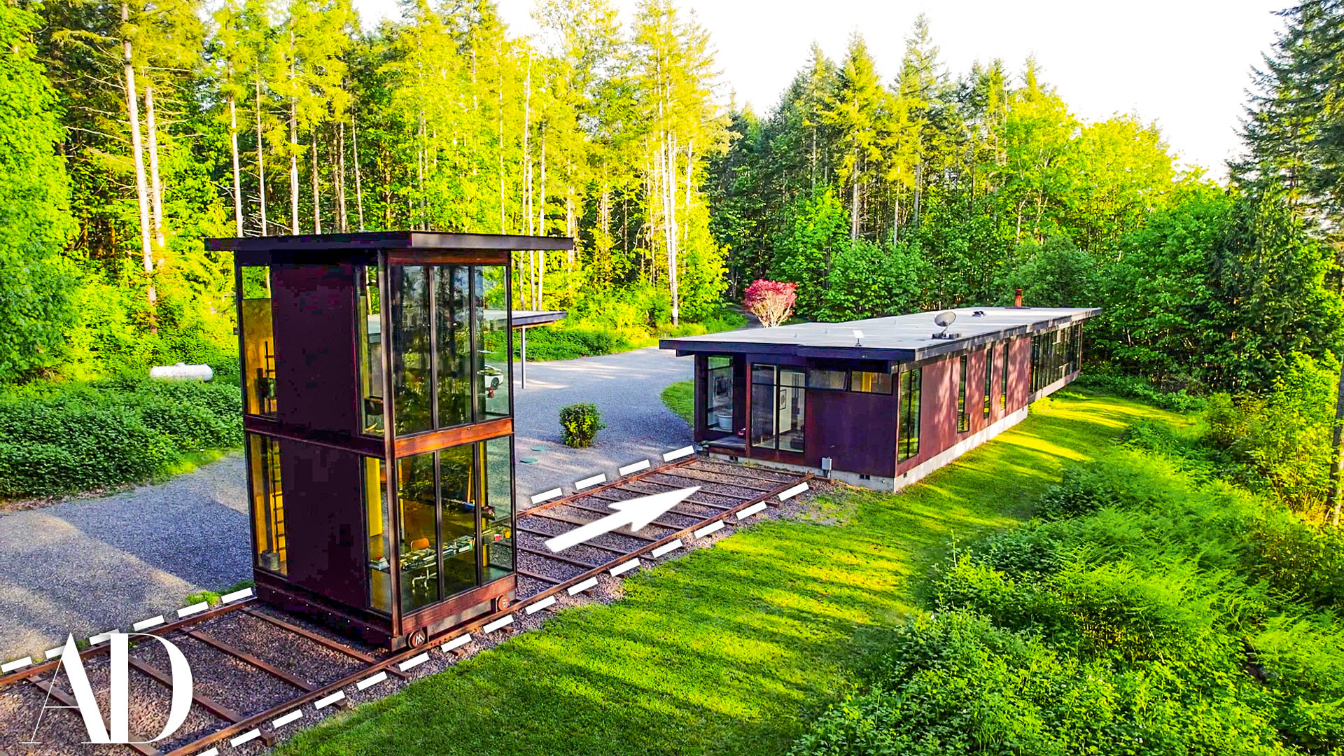 Watch Inside a Modern Moving Home On Railroad Tracks | Unique Spaces ...