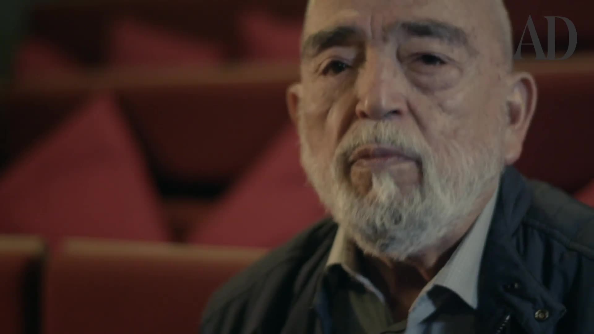 Watch Honrando una vida en escena, Alejandro Luna | Architectural Digest