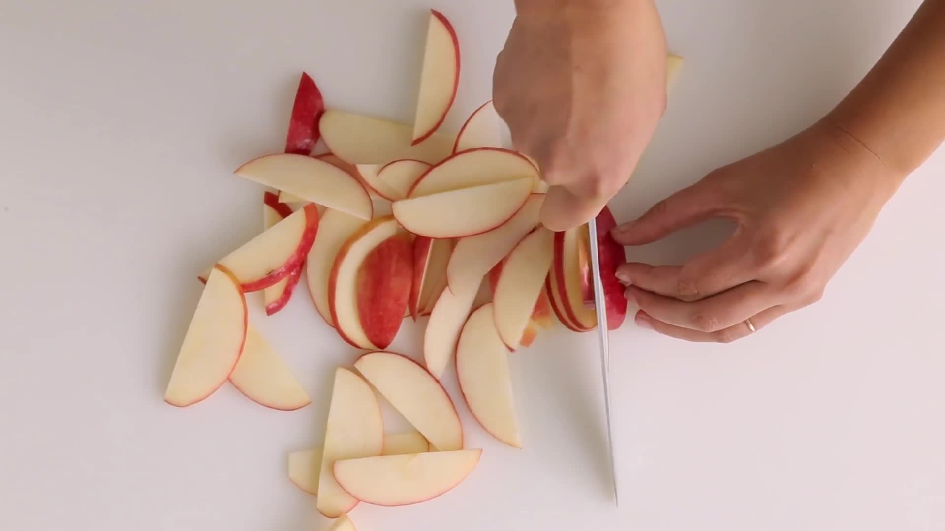 Watch How to Core & Slice an Apple Without a Corer | Every Kitchen ...