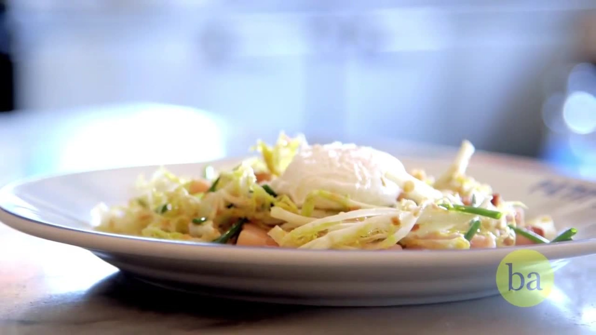 Watch How to Make a Classic Frisée Salad a.k.a. a French Bistro In a ...