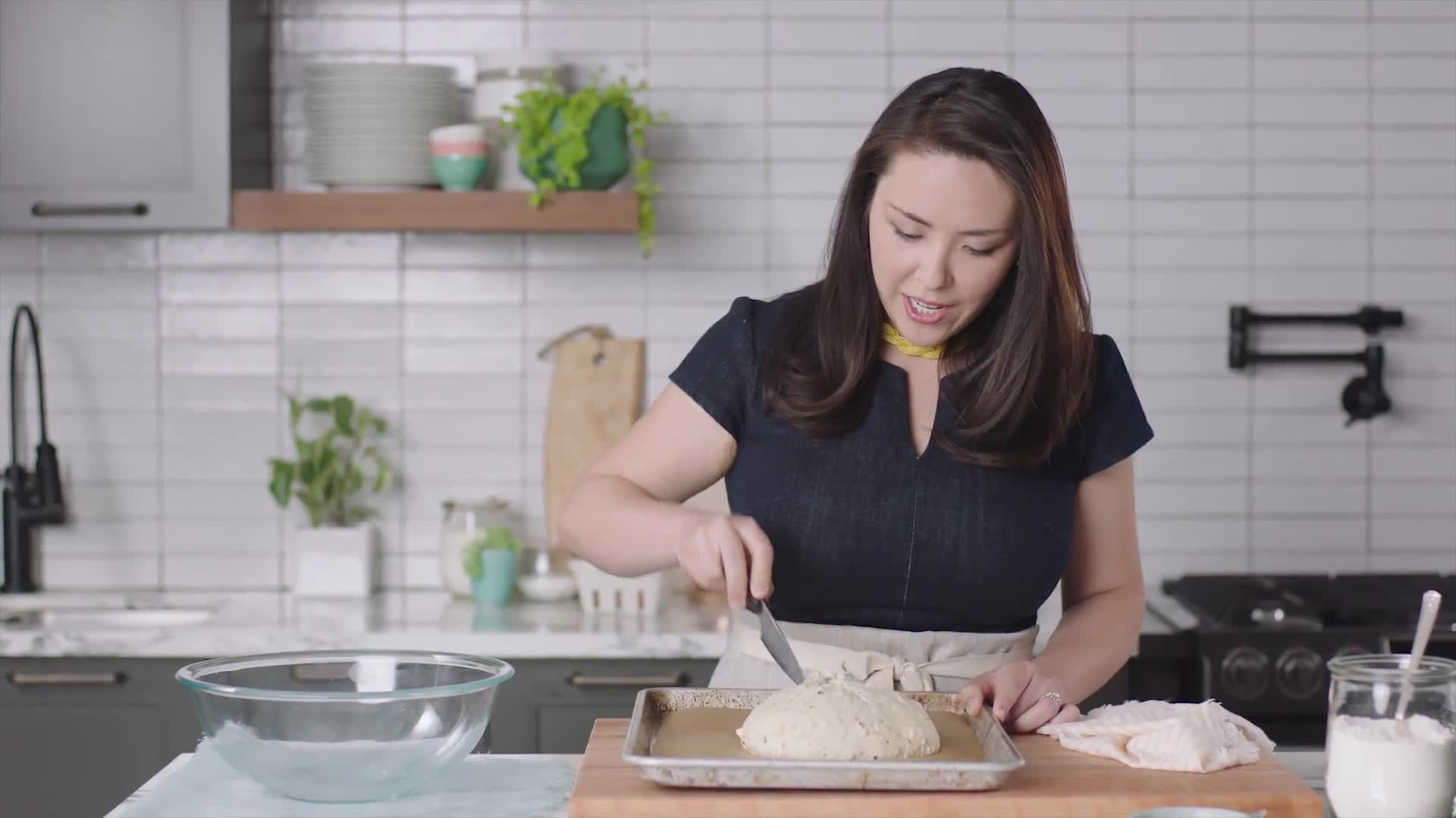 Watch It's Never Been Easier to Bake Your Own Bread With This Recipe ...