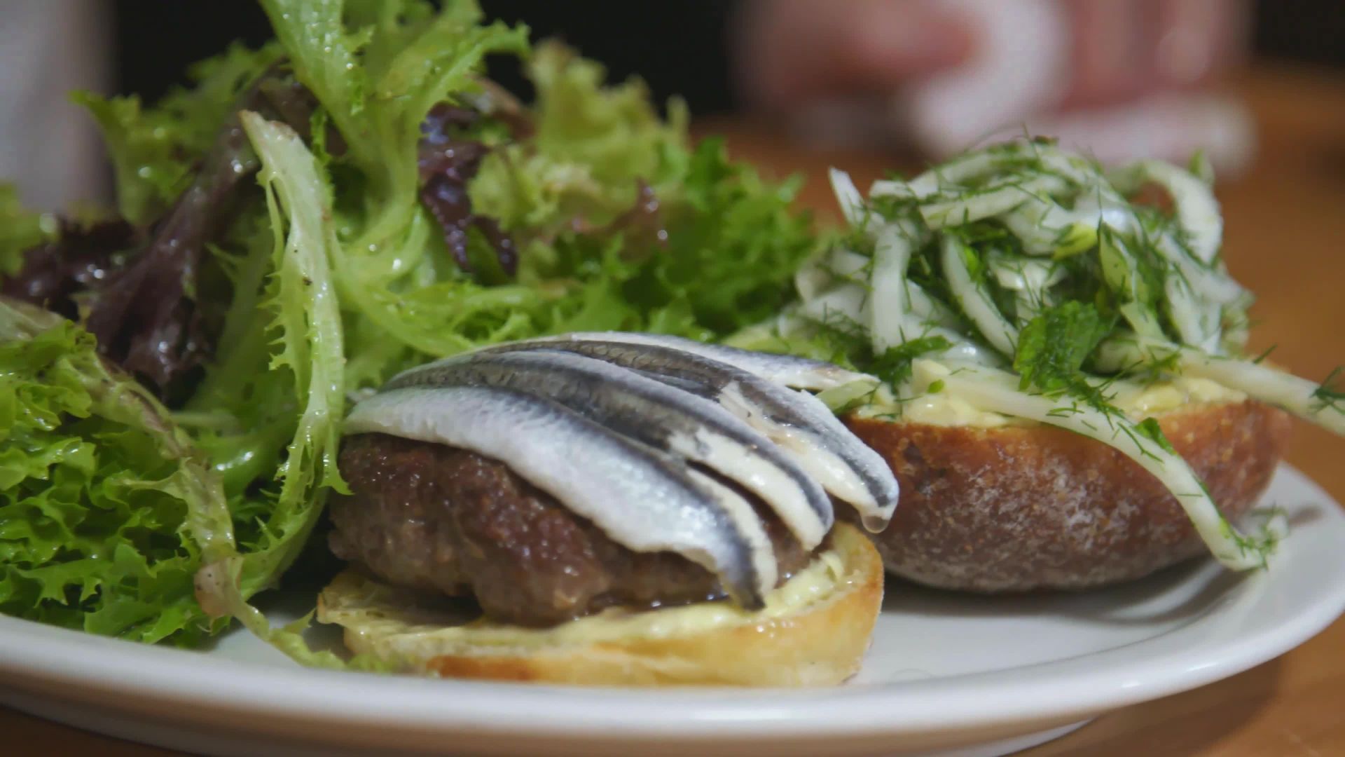 Watch How to Make Hart's Lamb Burger | Cook Like a Pro | Cook Like a ...