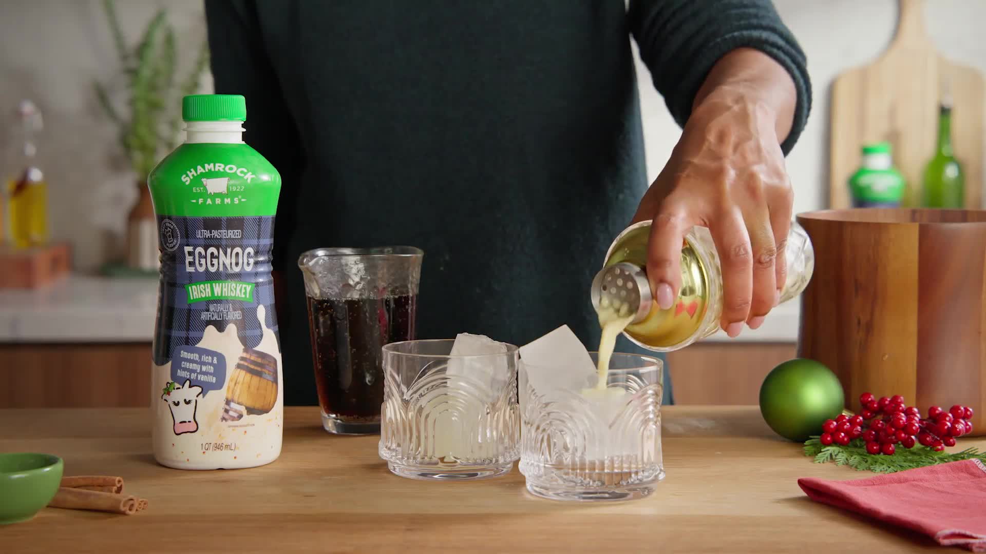 Watch Irish “Bulldog” Cocktail | Bon Appétit