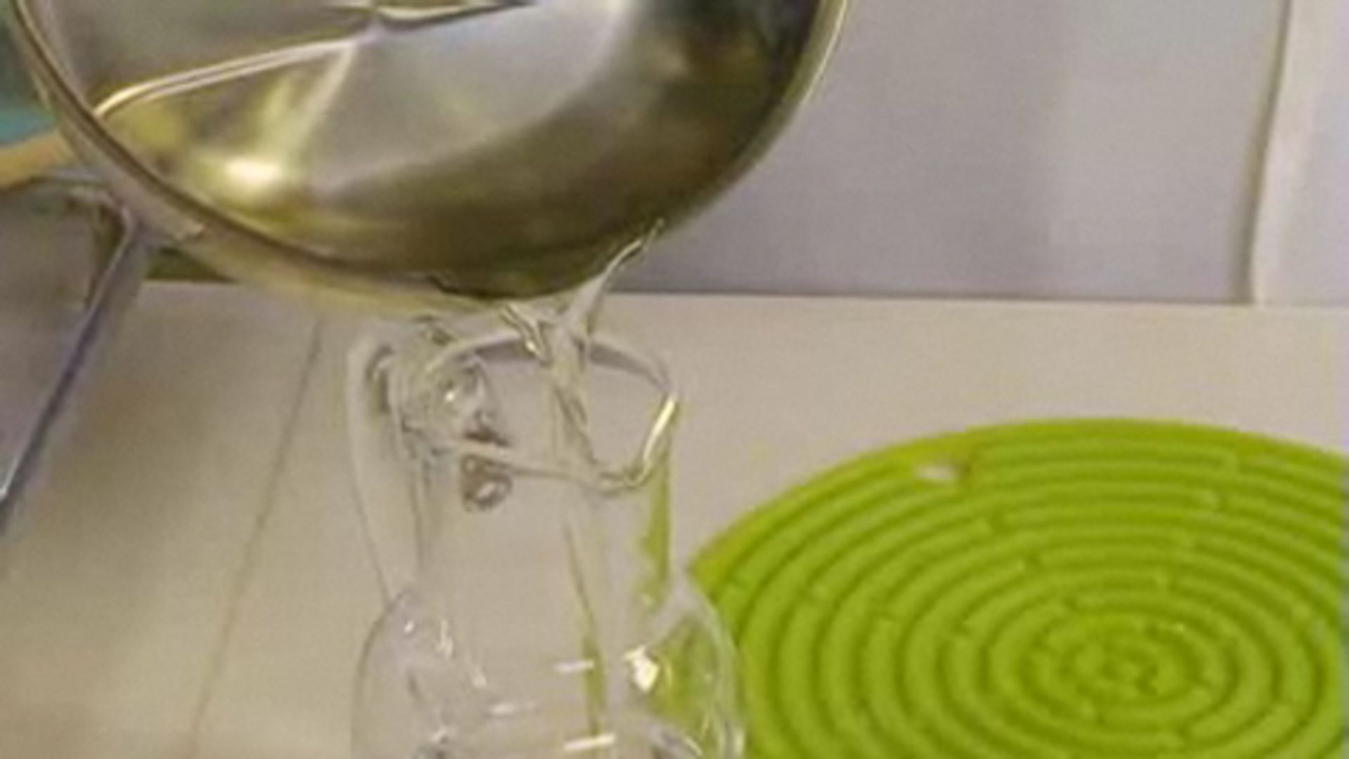 Watch How to Make Simple Syrup | Epicurious Essentials: Cooking How-Tos ...