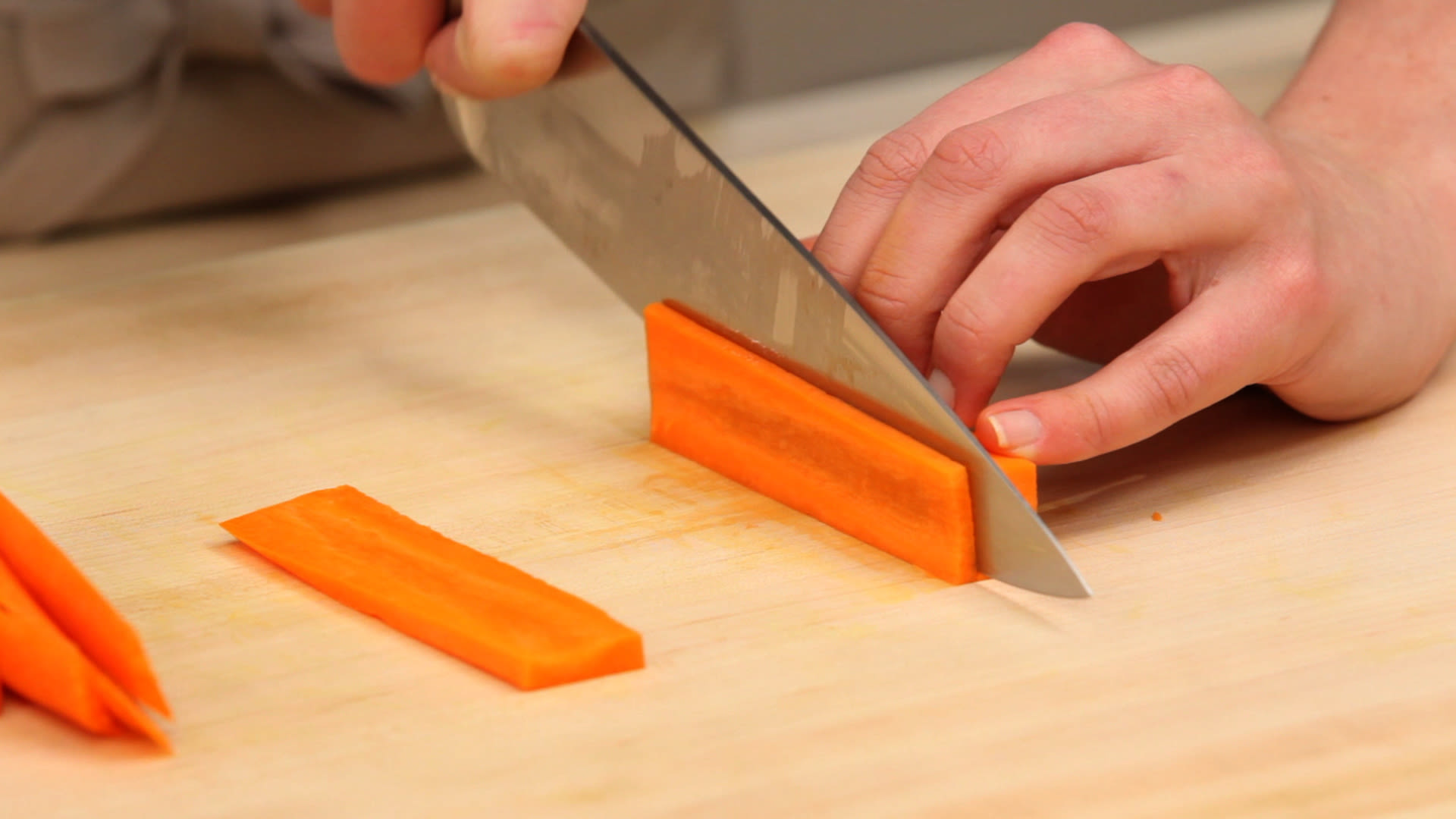 Watch How to Julienne | Epicurious Essentials: Cooking How-Tos | Epicurious