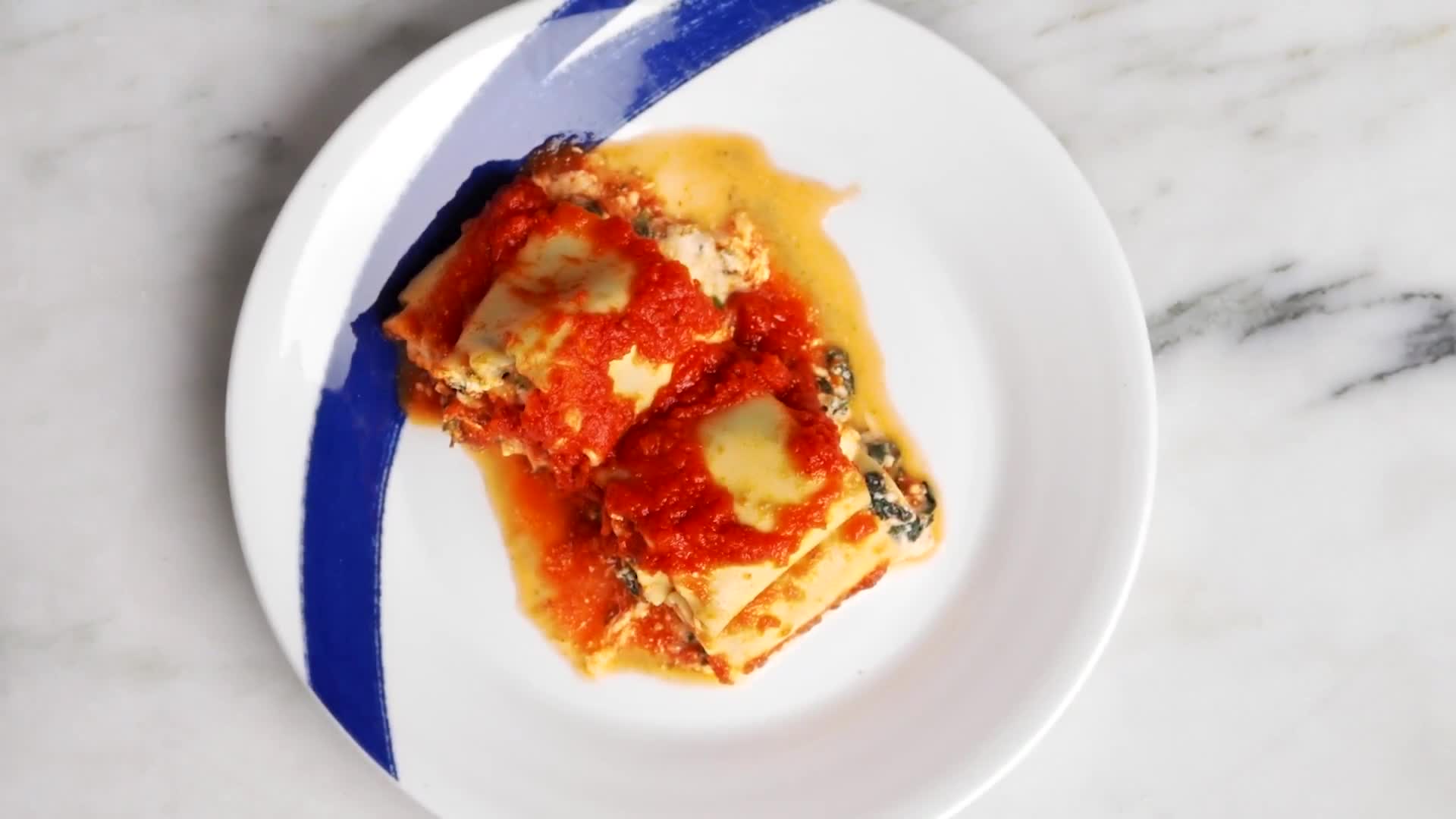 Watch The Trick to Making Kid-Friendly Lasagna in Your Slow Cooker ...