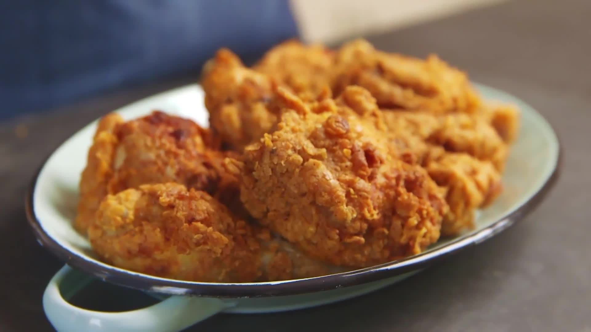 Watch The Ultimate Classic Fried Chicken Recipe | Epicurious