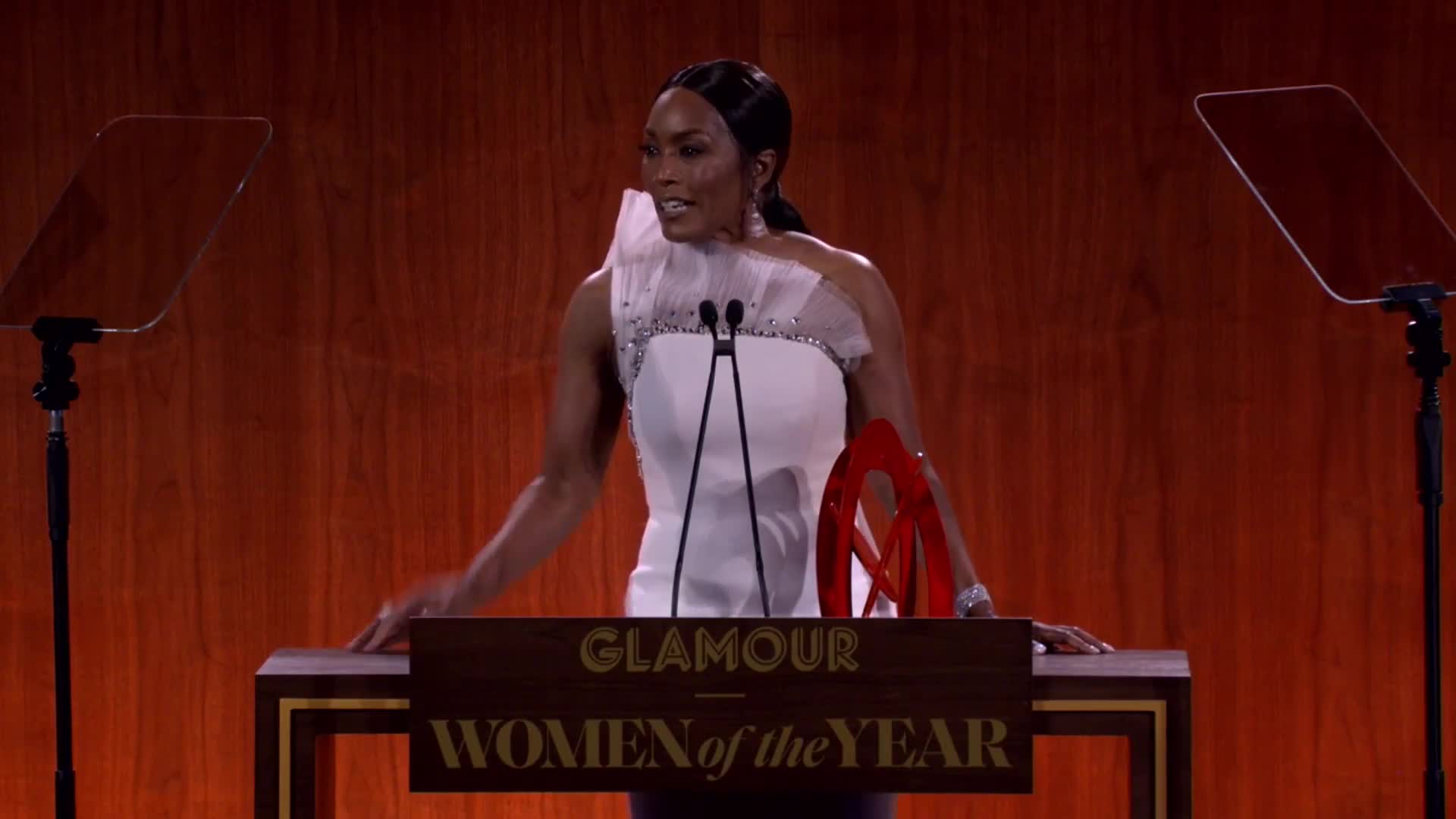 Watch Angela Bassett at Glamour's Women of the Year Awards | Glamour