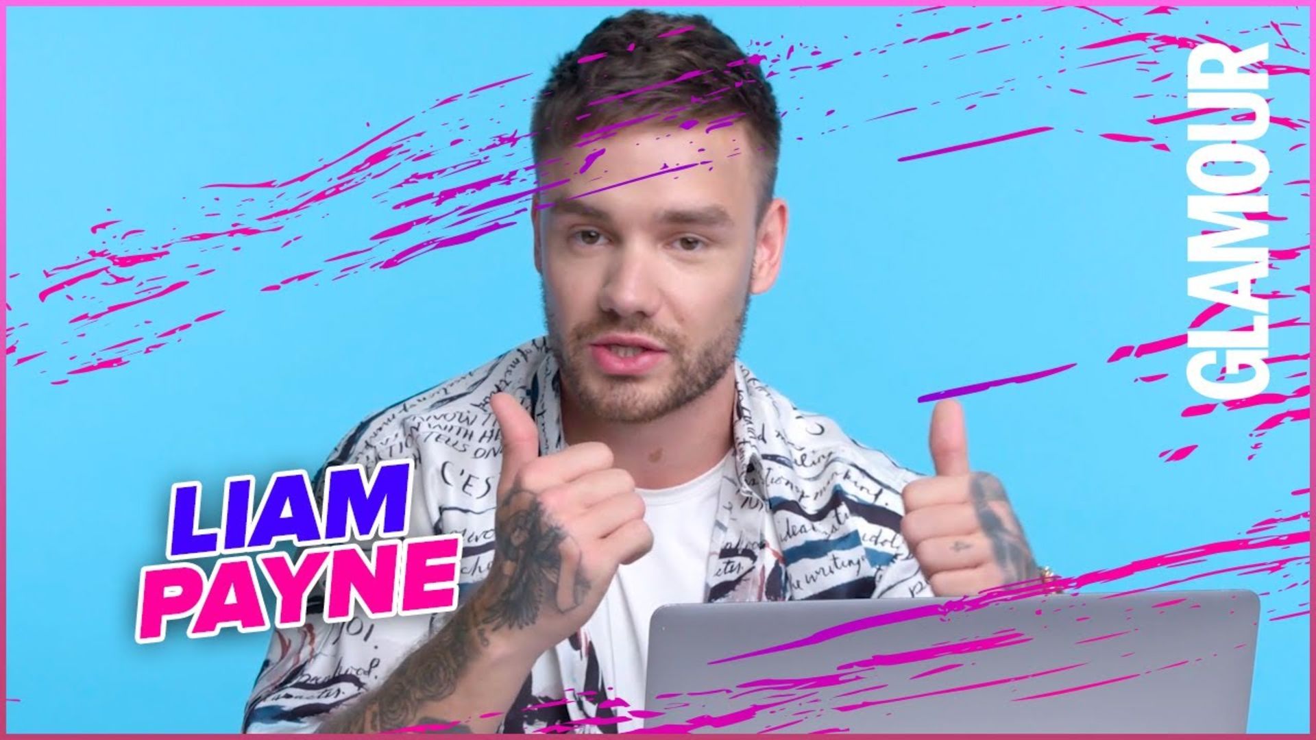 Watch Liam Payne se sienta a ver los covers de sus canciones en Youtube ...