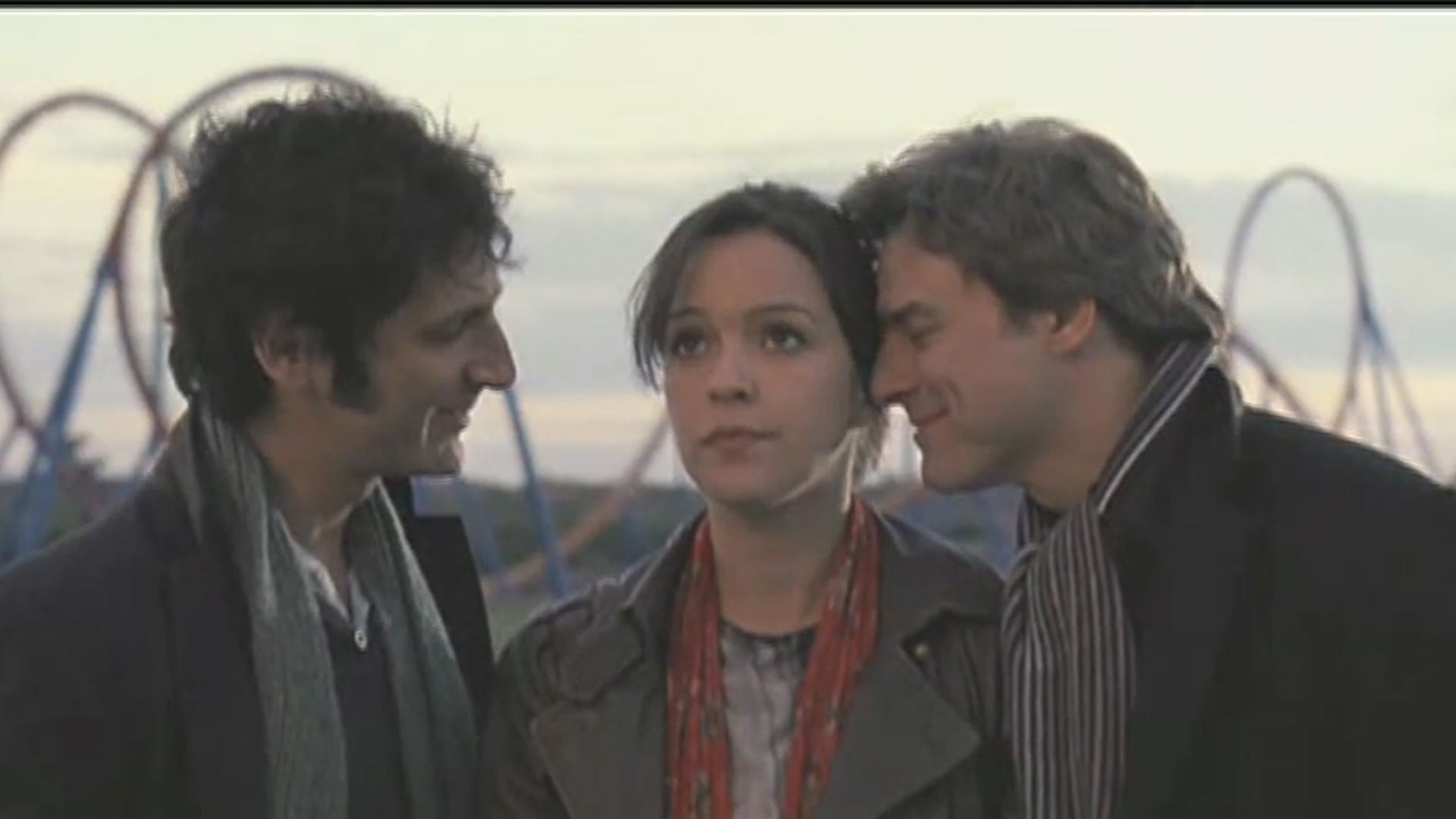 Watch Tráiler "La montaña rusa"