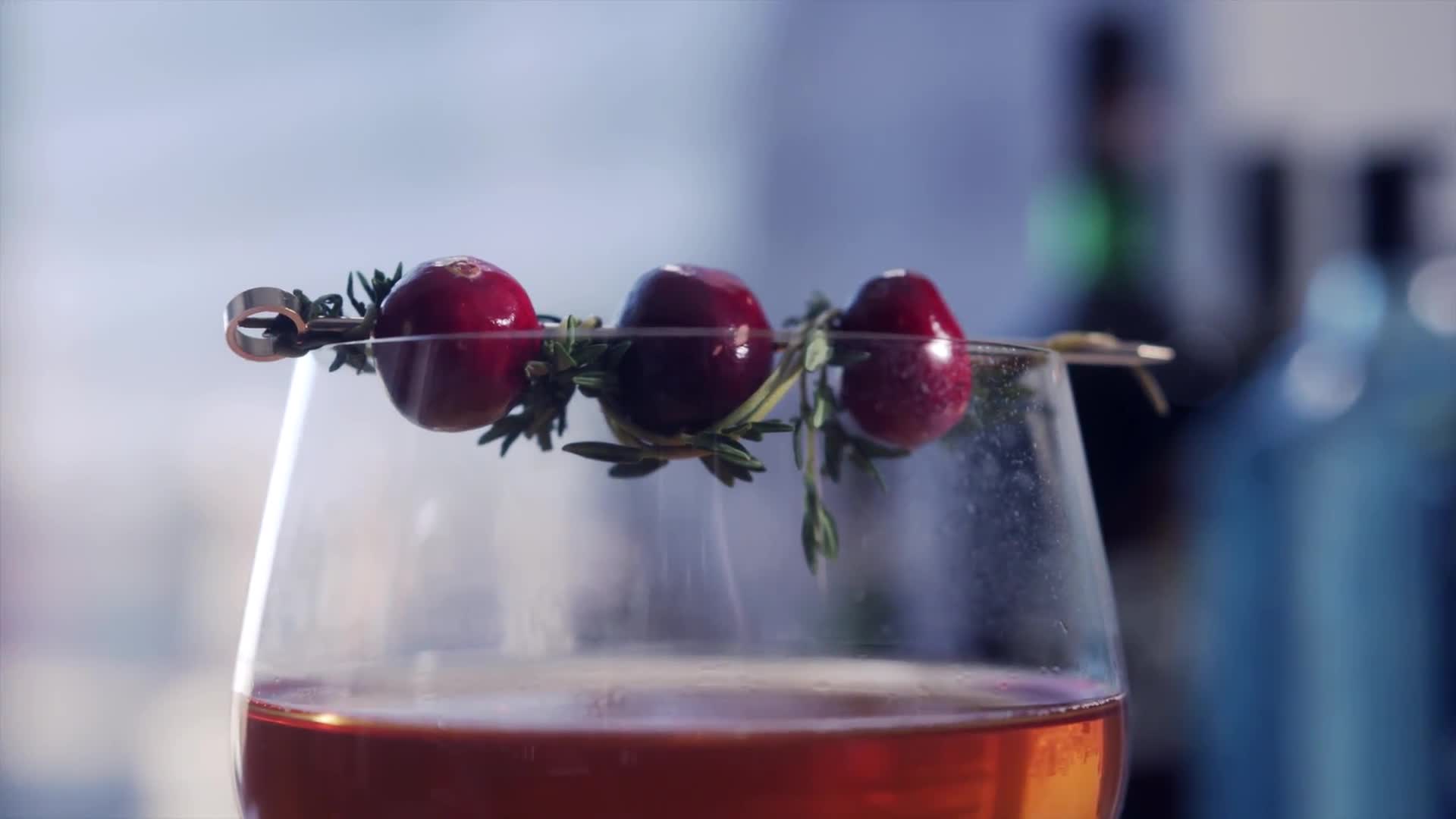 Watch A Holiday Ham and the Cocktails to Match | Bartender in Residence ...