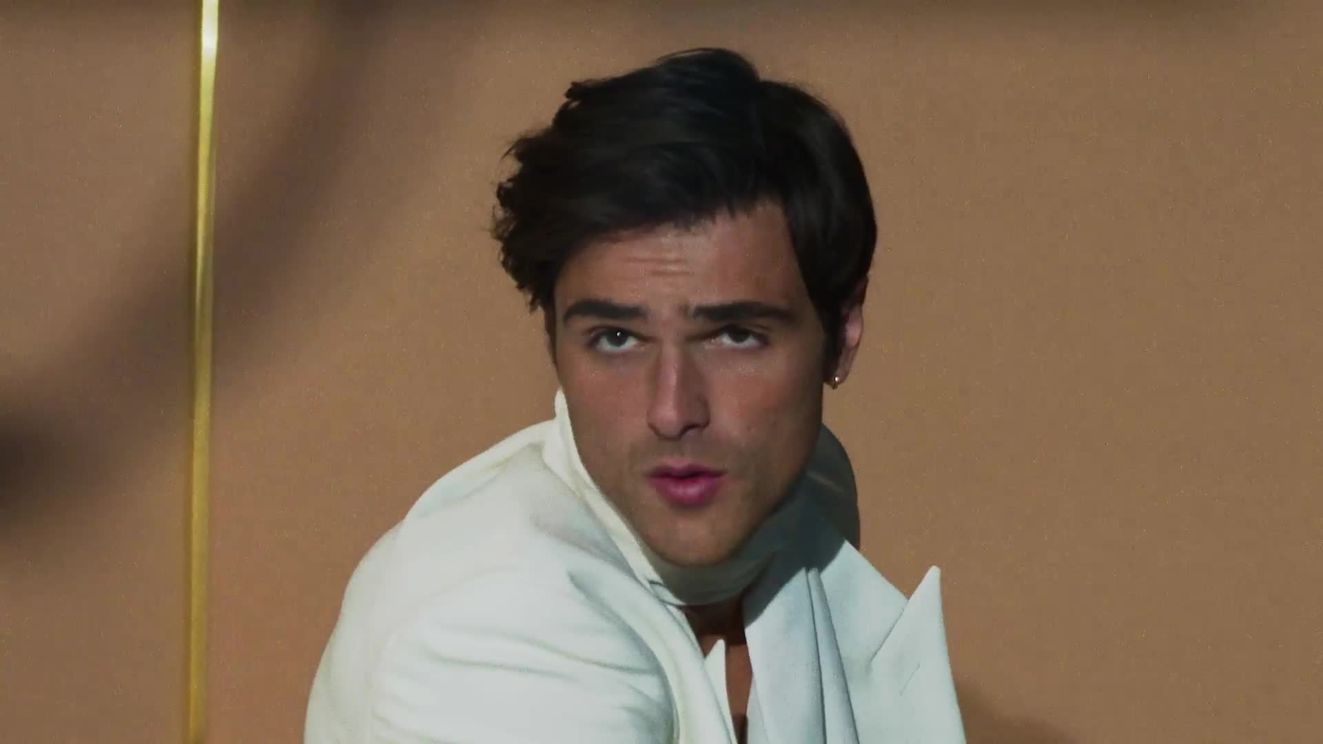 Watch Behind the Scenes of Jacob Elordi's MOTY Cover Shoot | GQ