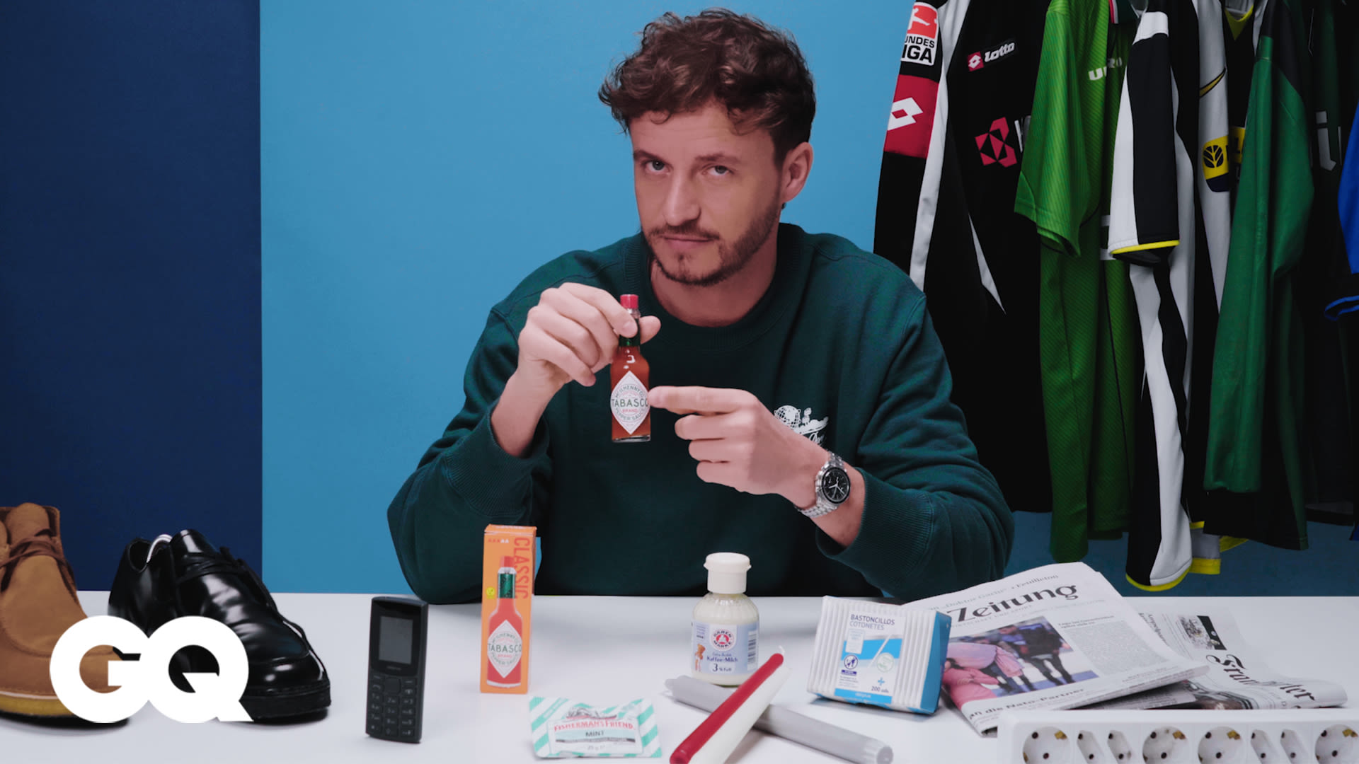 Watch TOMMI SCHMITT: 10 Dinge, ohne die der Podcaster & Moderator nicht ...