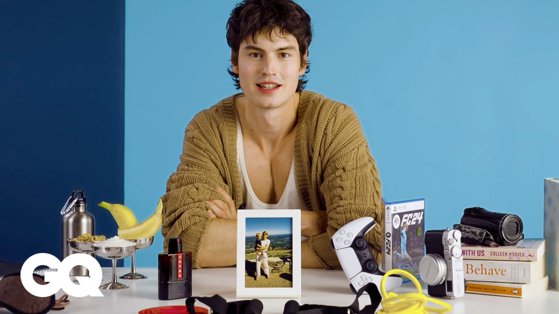 Watch MORITZ HAU: 10 Dinge, ohne die das Model nicht leben kann | 10 ...