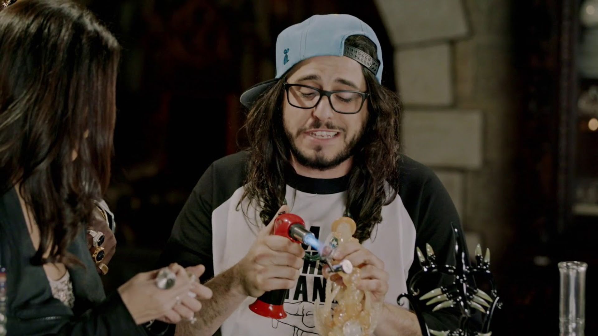 Watch 2 Chainz Uses $500k Worth of Bongs and Dabs | GQ India