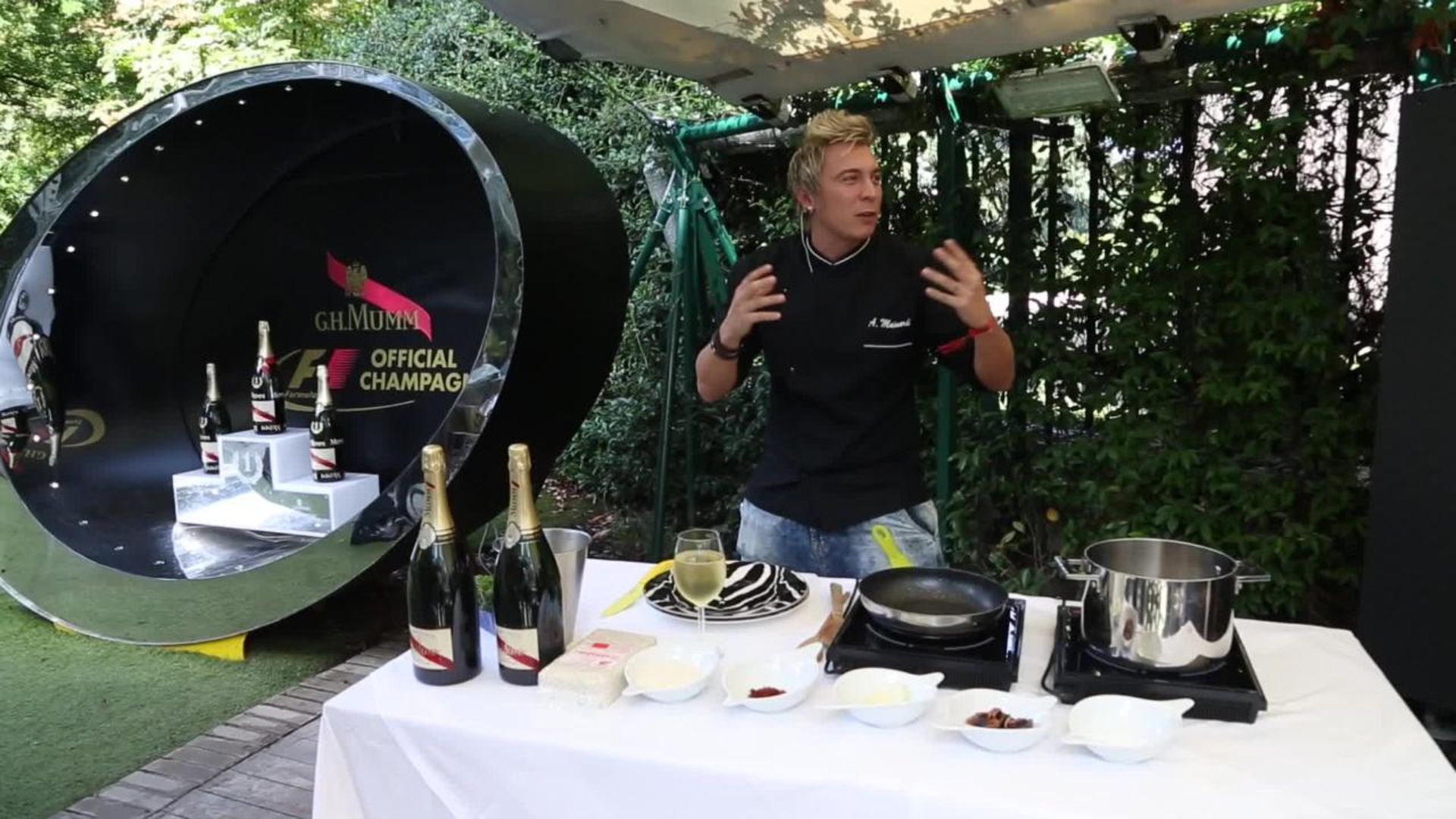 Watch Mumm Brunch Clubbing | GQ Italia