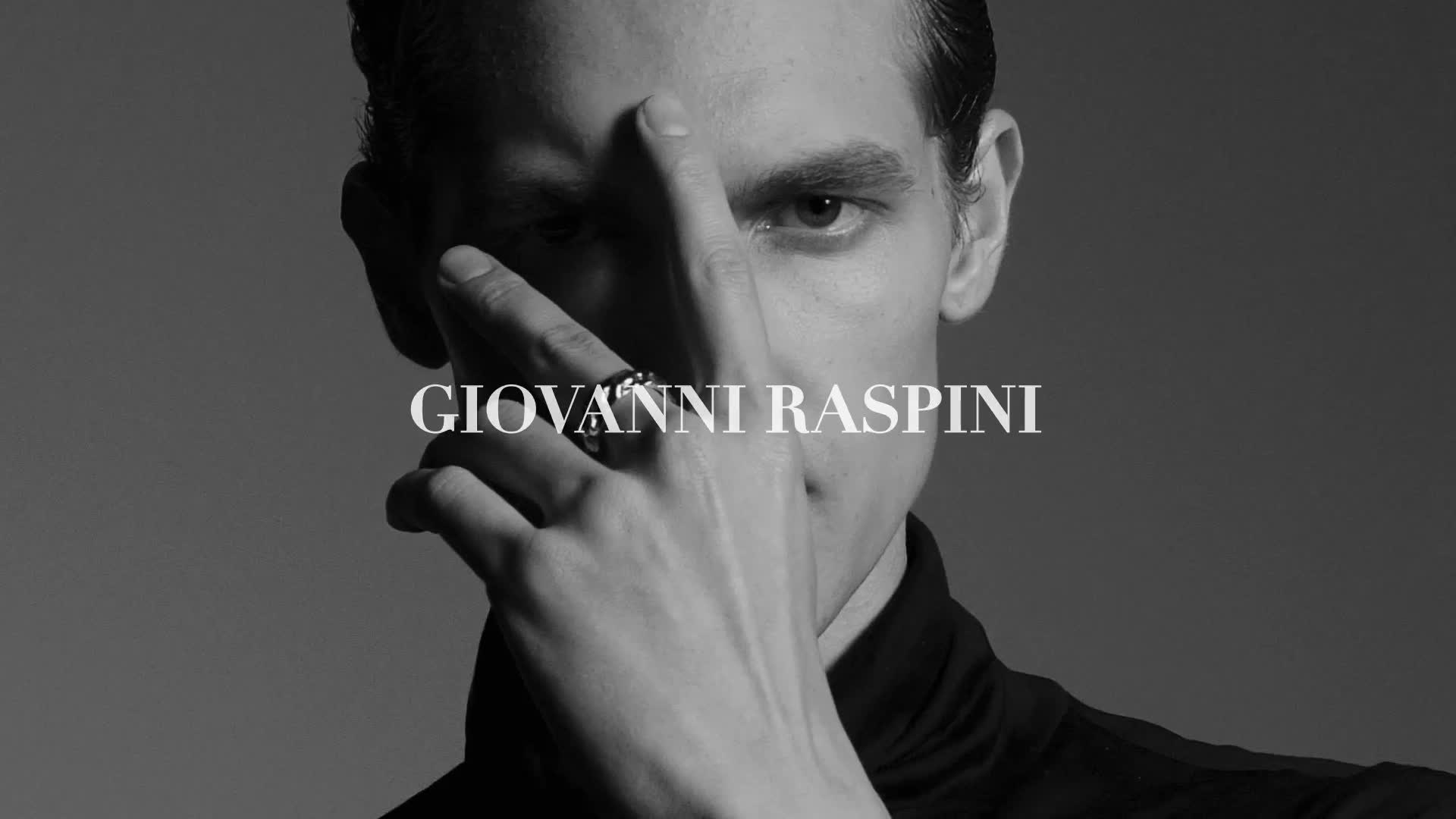 Watch La collezione di gioielli da uomo di Giovanni Raspini | GQ Italia