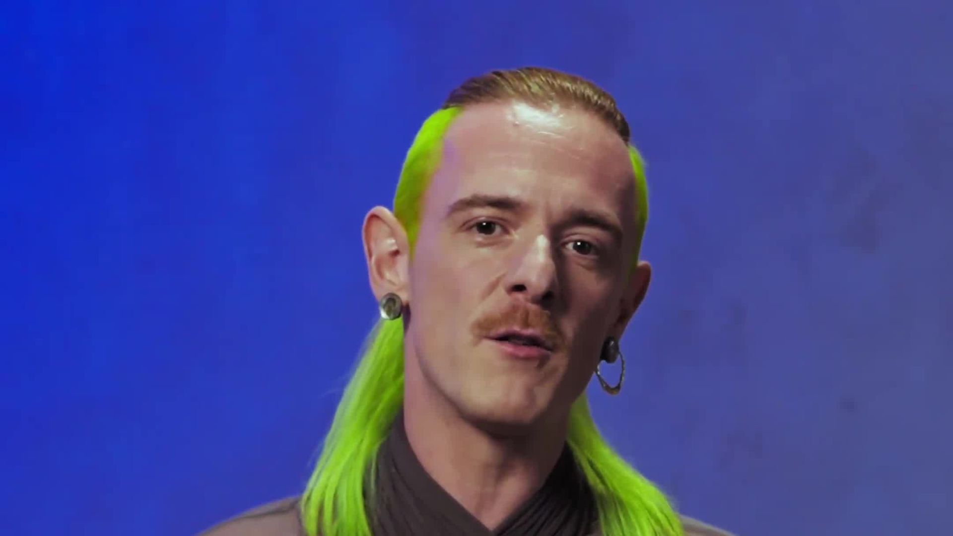 Watch Mace risponde alle domande dei suoi amici | GQ Italia