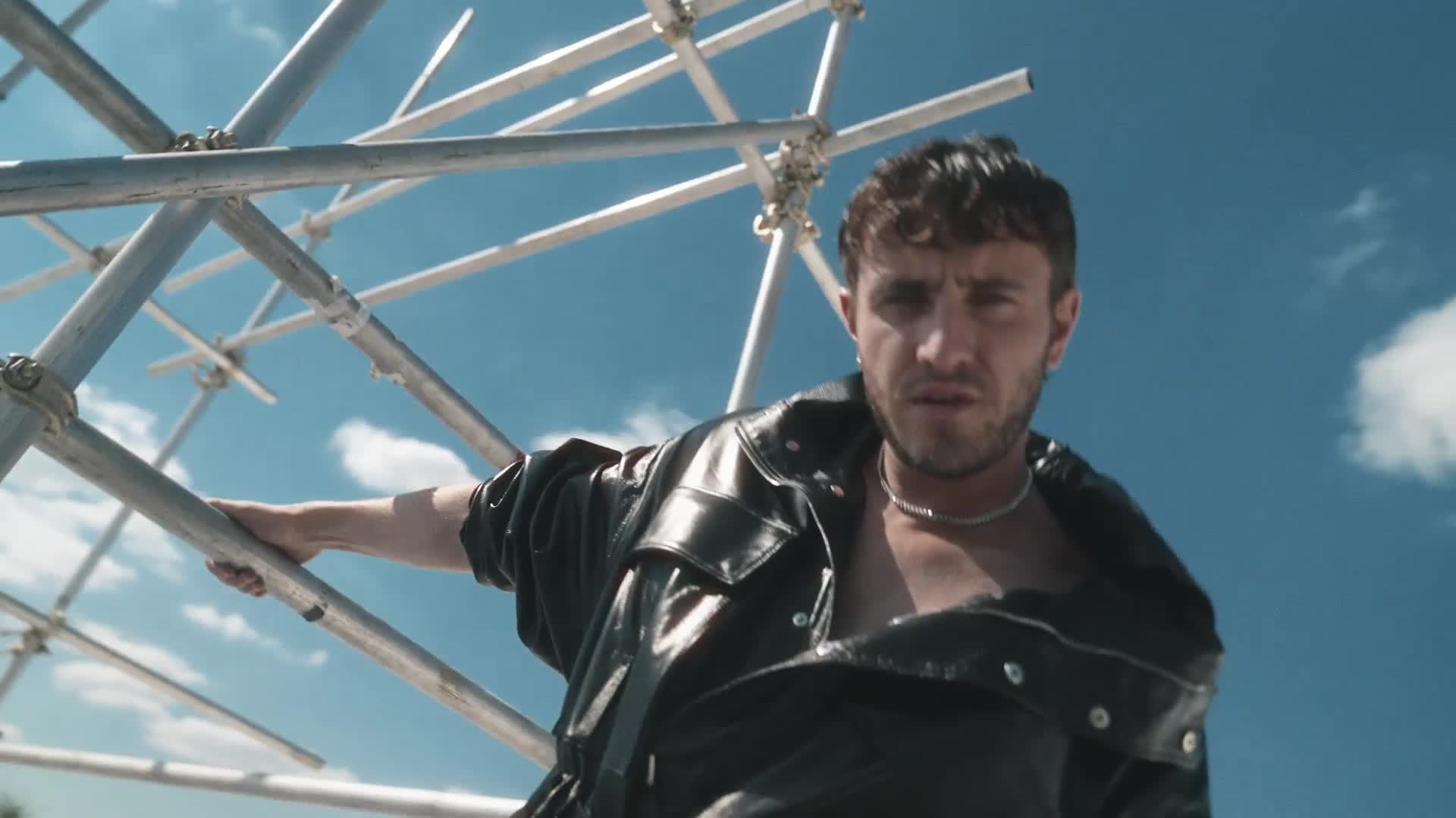 Watch Nel backstage del servizio di Paul Mescal | GQ Italia