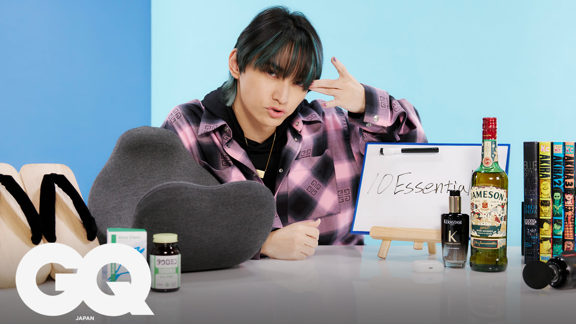 Watch SKY-HIの人生に欠かせない10のアイテム | 10 Essentials | 10 Essentials | GQ JAPAN