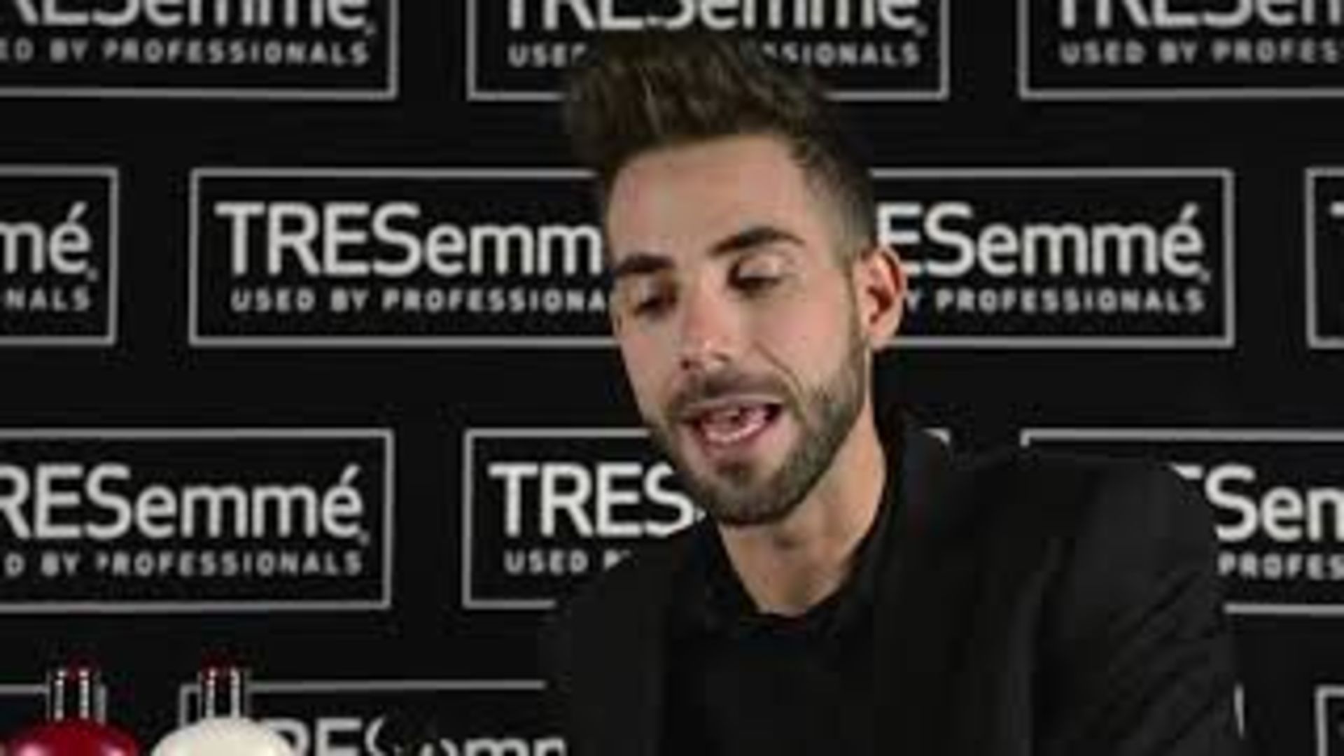 Watch Entrevista con Tim Little | GQ