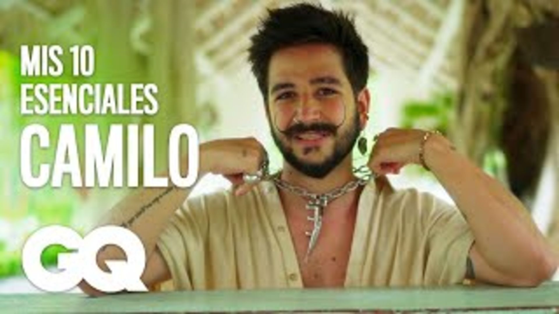 Watch Los 10 esenciales de Camilo para viajar | 10 esenciales | GQ