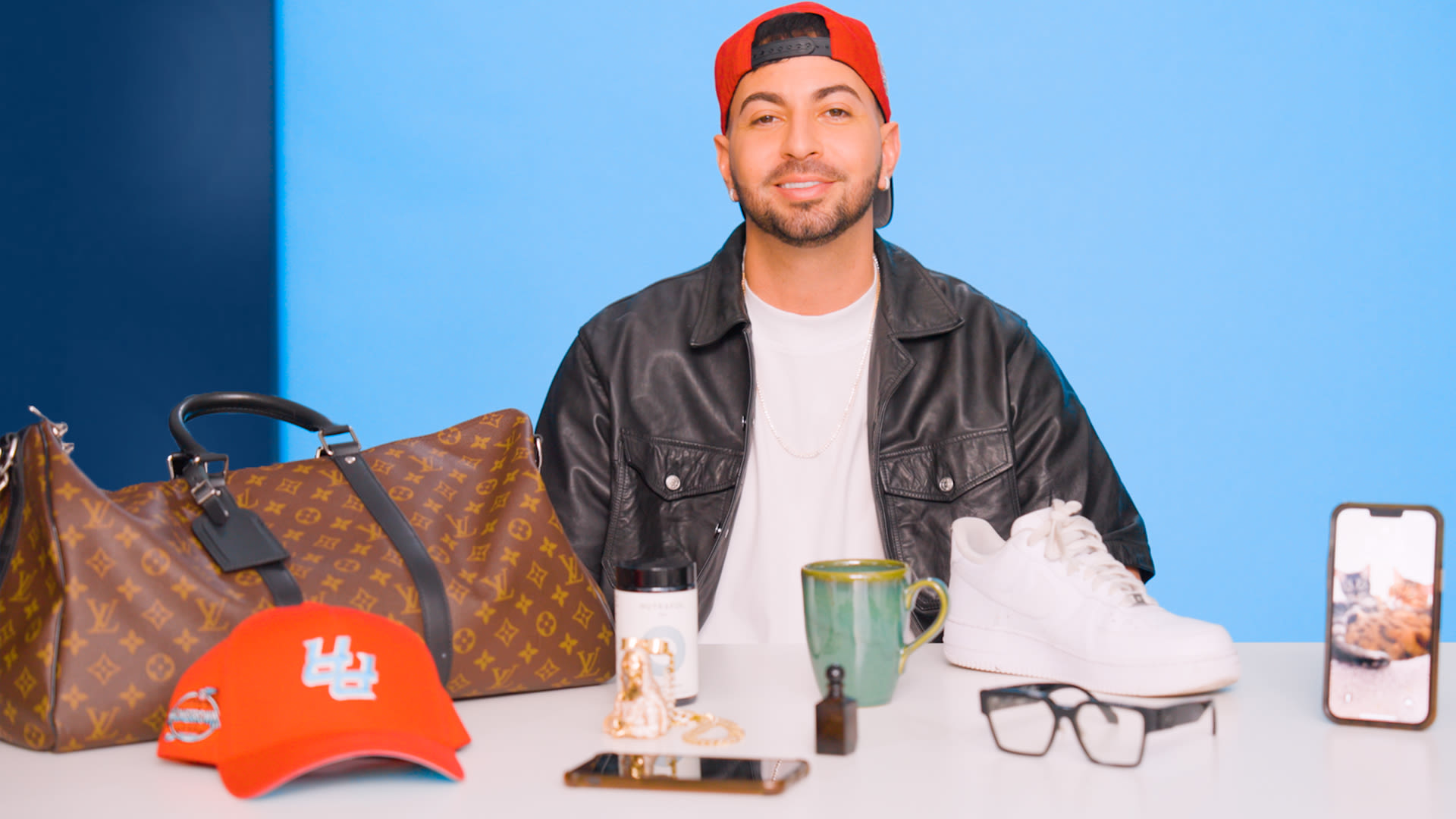 Watch Justin Quiles: 10 cosas sin las que no puede vivir | 10 ...