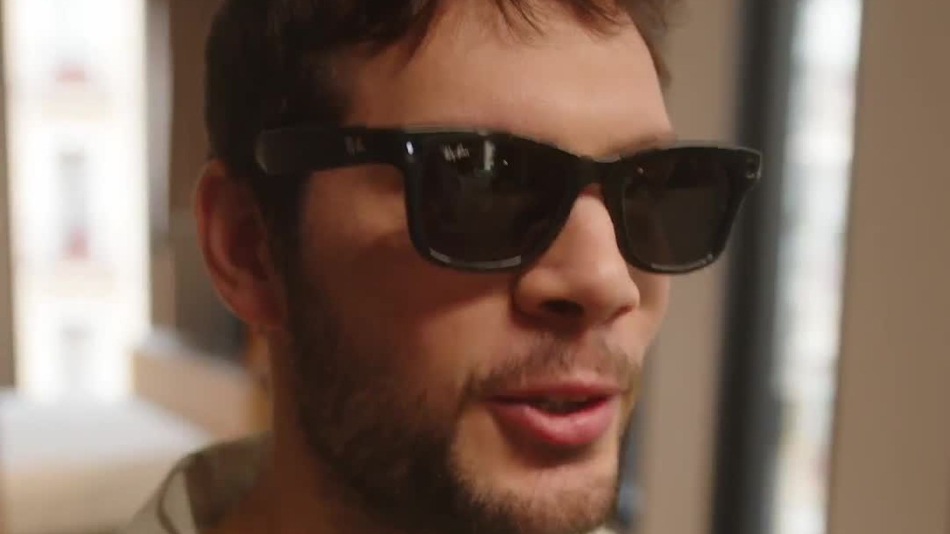 Watch Así es un día en la vida de Pol Hermoso, grabado con las nuevas ...