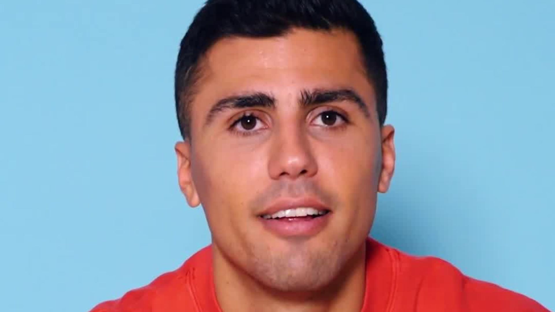 Watch ¿Qué hace Rodri entre partido y partido? | GQ España