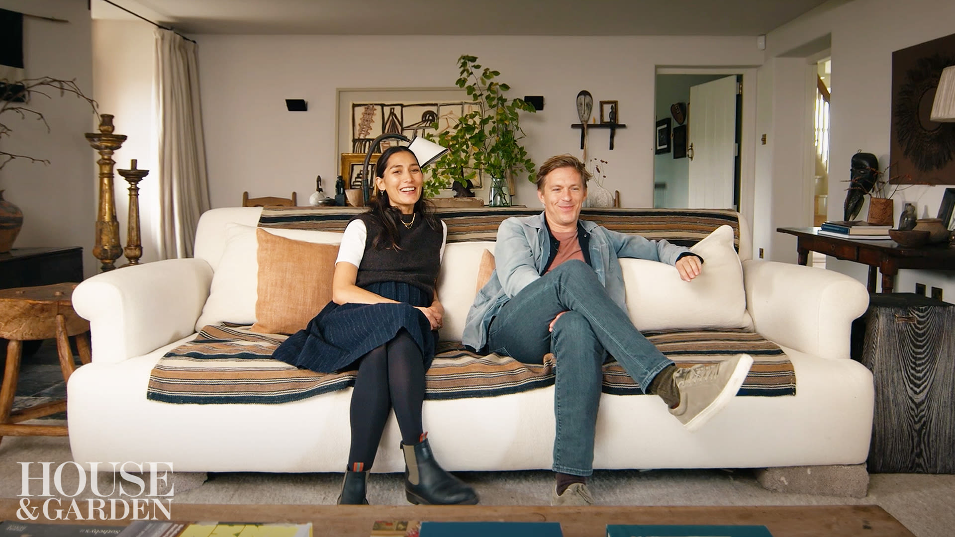 Watch Inside a fully renovated 19th-century farmhouse | Design Notes ...