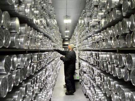 Watch Science | Antarctic ice core research at USGS National Ice Core ...