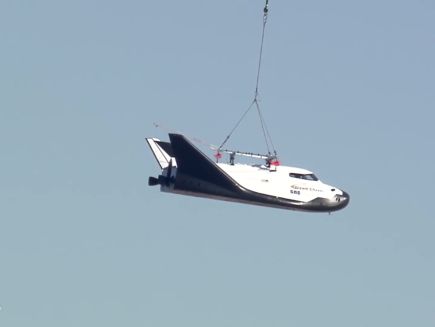 Watch Dream Chaser drop test | Ars Technica Video | CNE