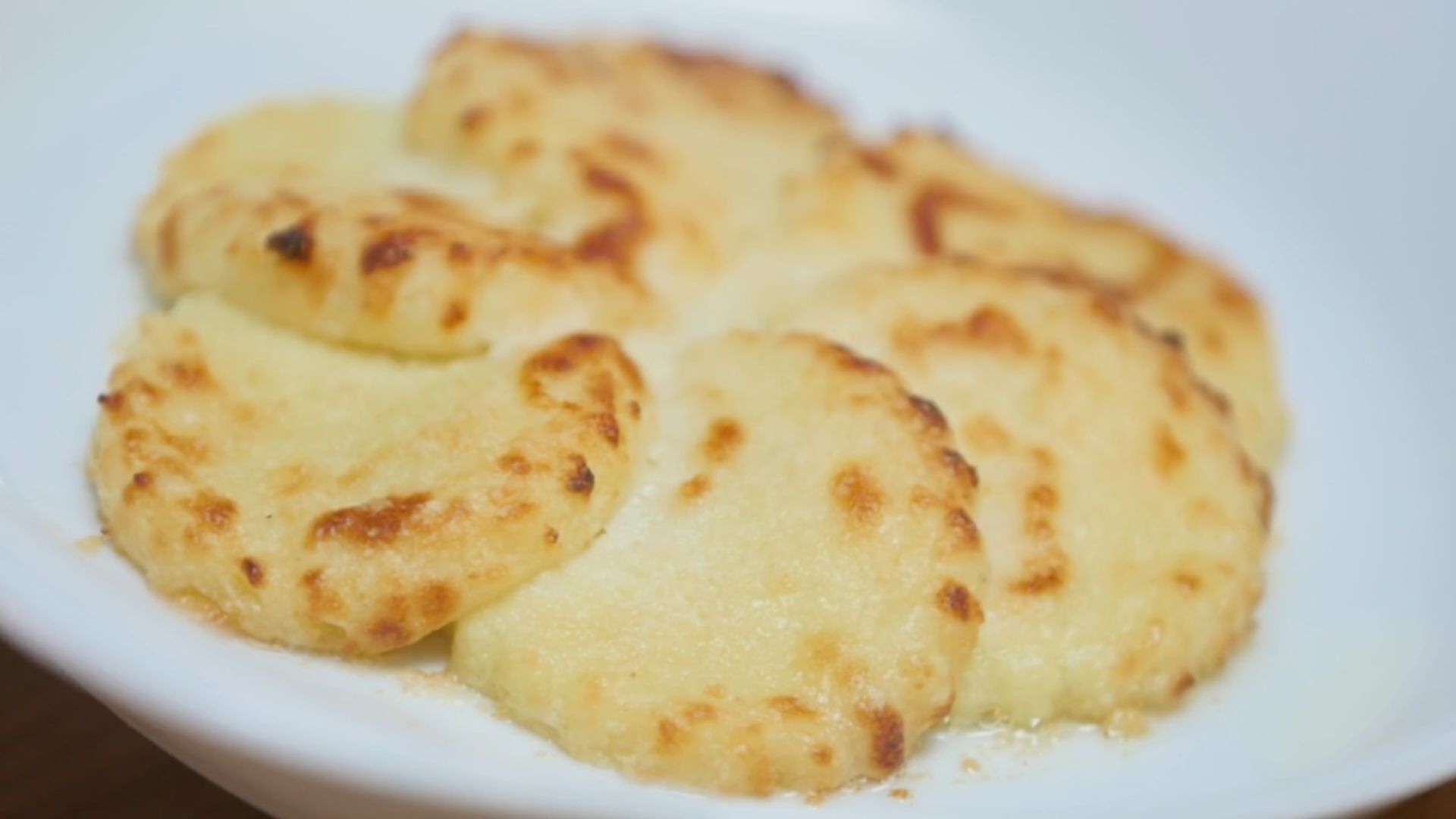 Watch How To: Roman Style Semolina Gnocchi - La Cucina Italiana USA ...