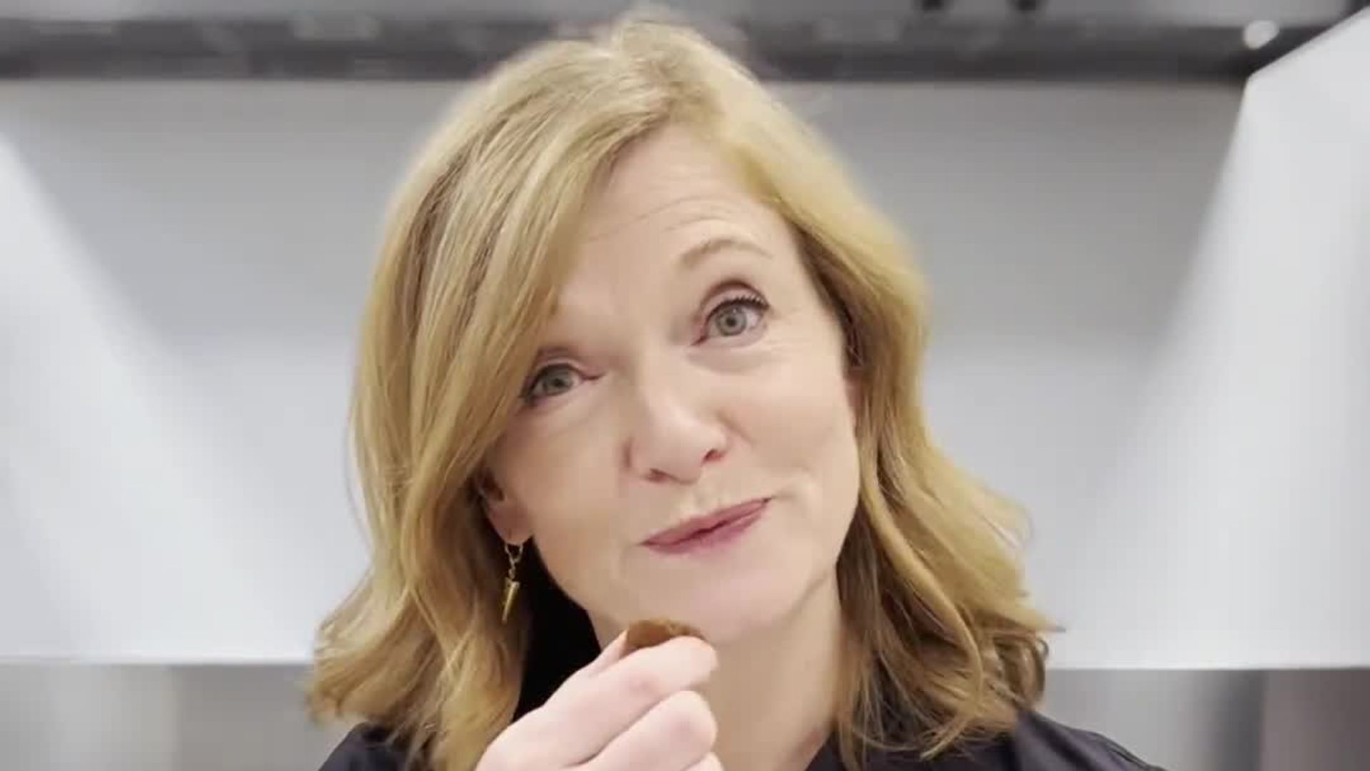 Watch Palline di pan brioche al cioccolato, la merenda zero sprechi | Zero Sprechi | La Cucina ...