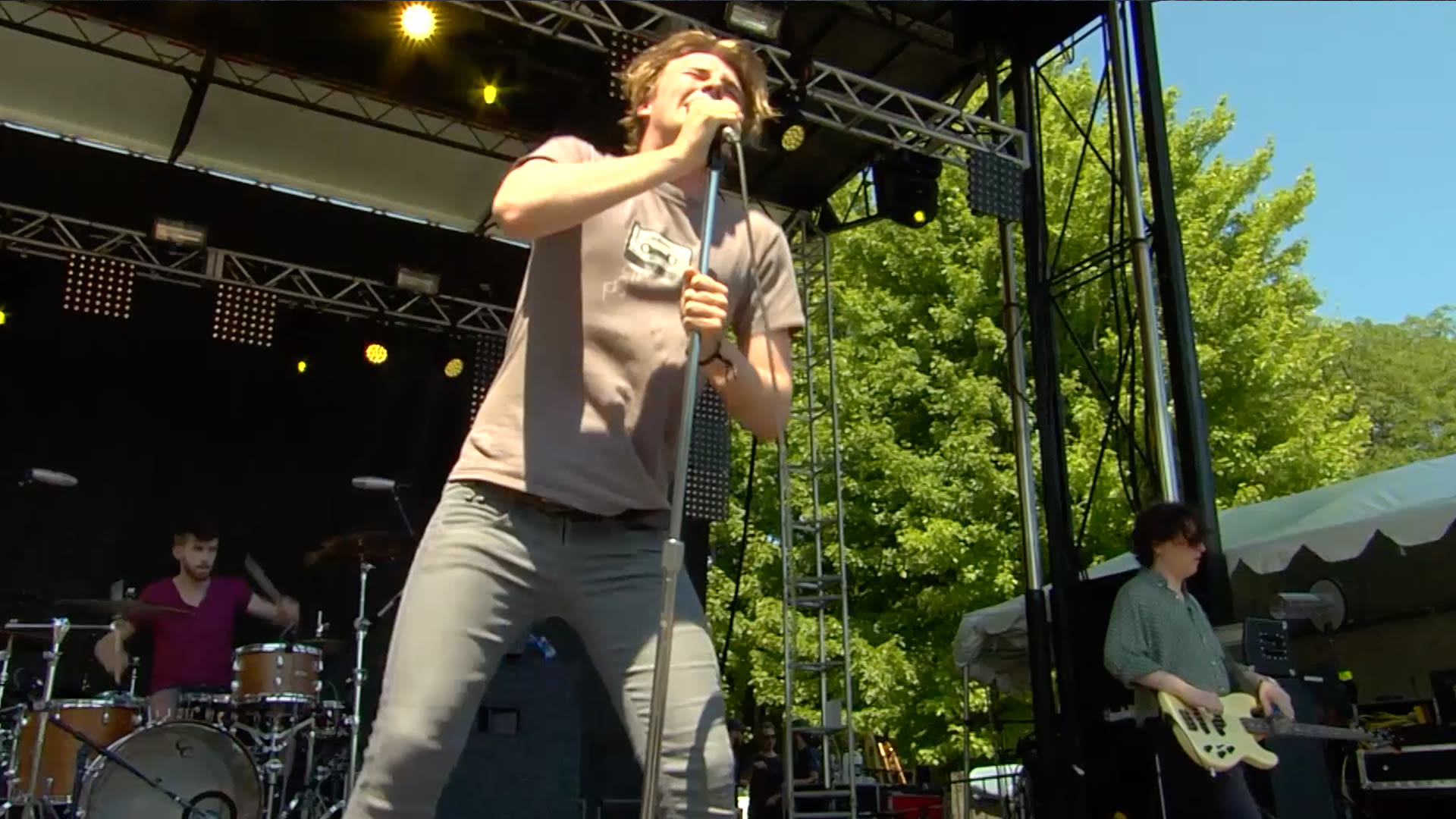 Watch Girl Band perform "Paul" | Pitchfork Music Festival 2016 ...