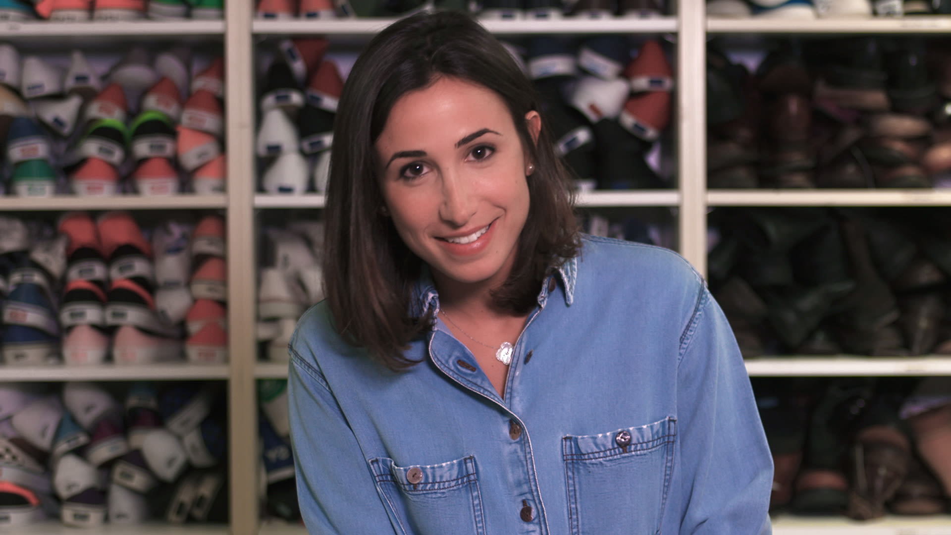 Watch A Classic All-American Look That’s Perfect for the Office ...