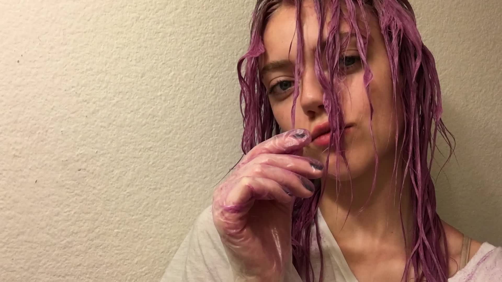 Watch Watch Model Pyper America Smith Dye Her OWN Hair Pastel Pink ...