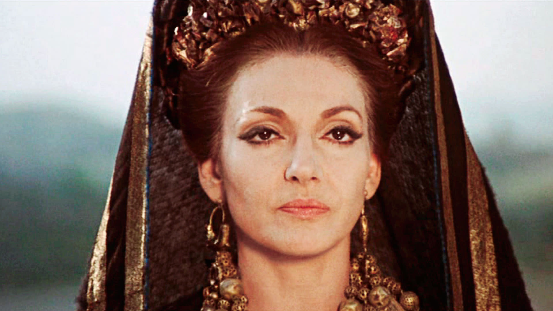 Watch “Medea” | The Front Row | The New Yorker