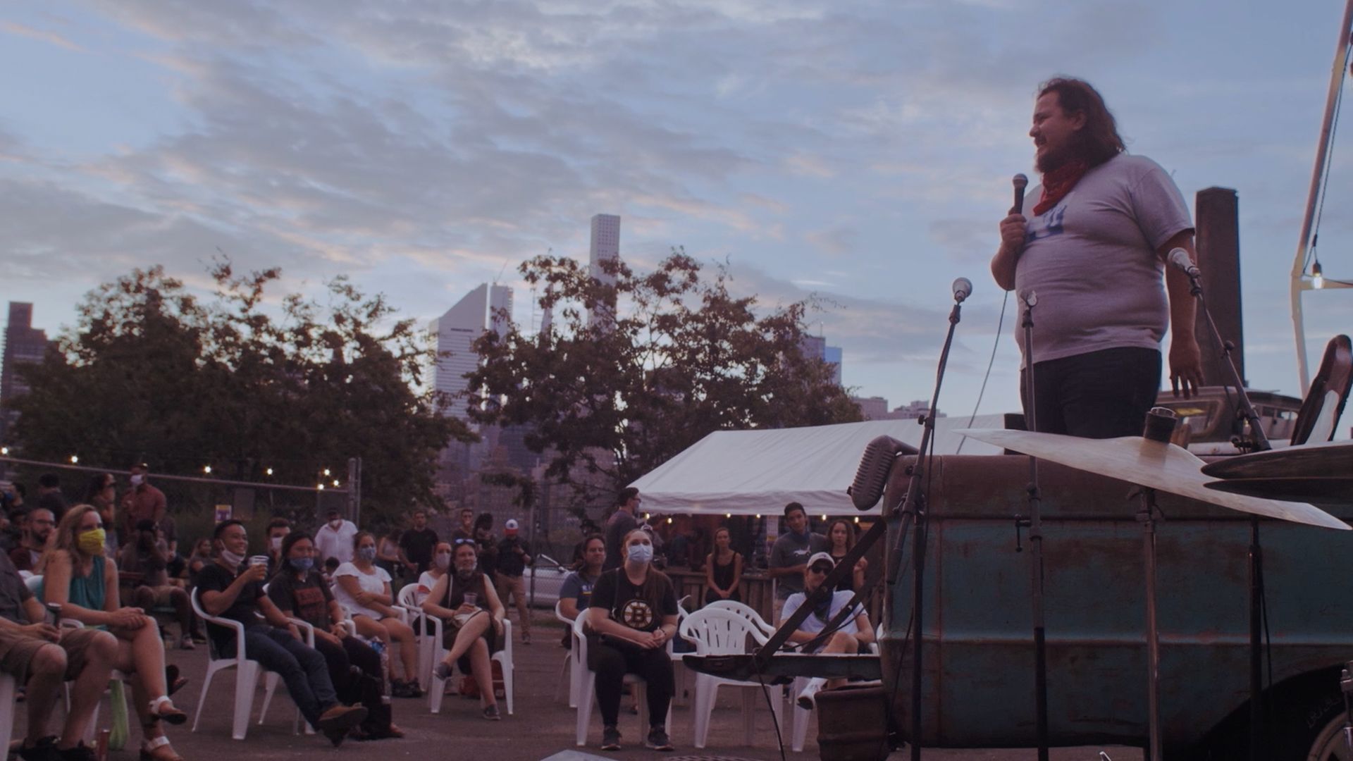 Watch How Standup Comedians Are Finding Ways to Laugh During the ...