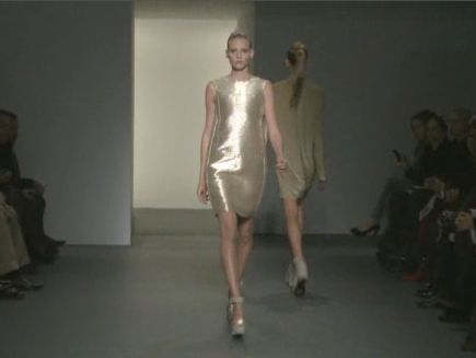 Watch Calvin Klein Collection Fall 2011 | Vogue Video | CNE | Vogue.com