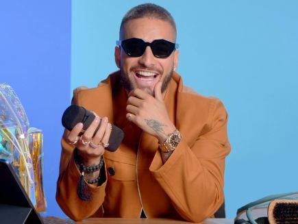 Watch 10 Essentials | 10 Things Maluma Can't Live Without | GQ Video | CNE